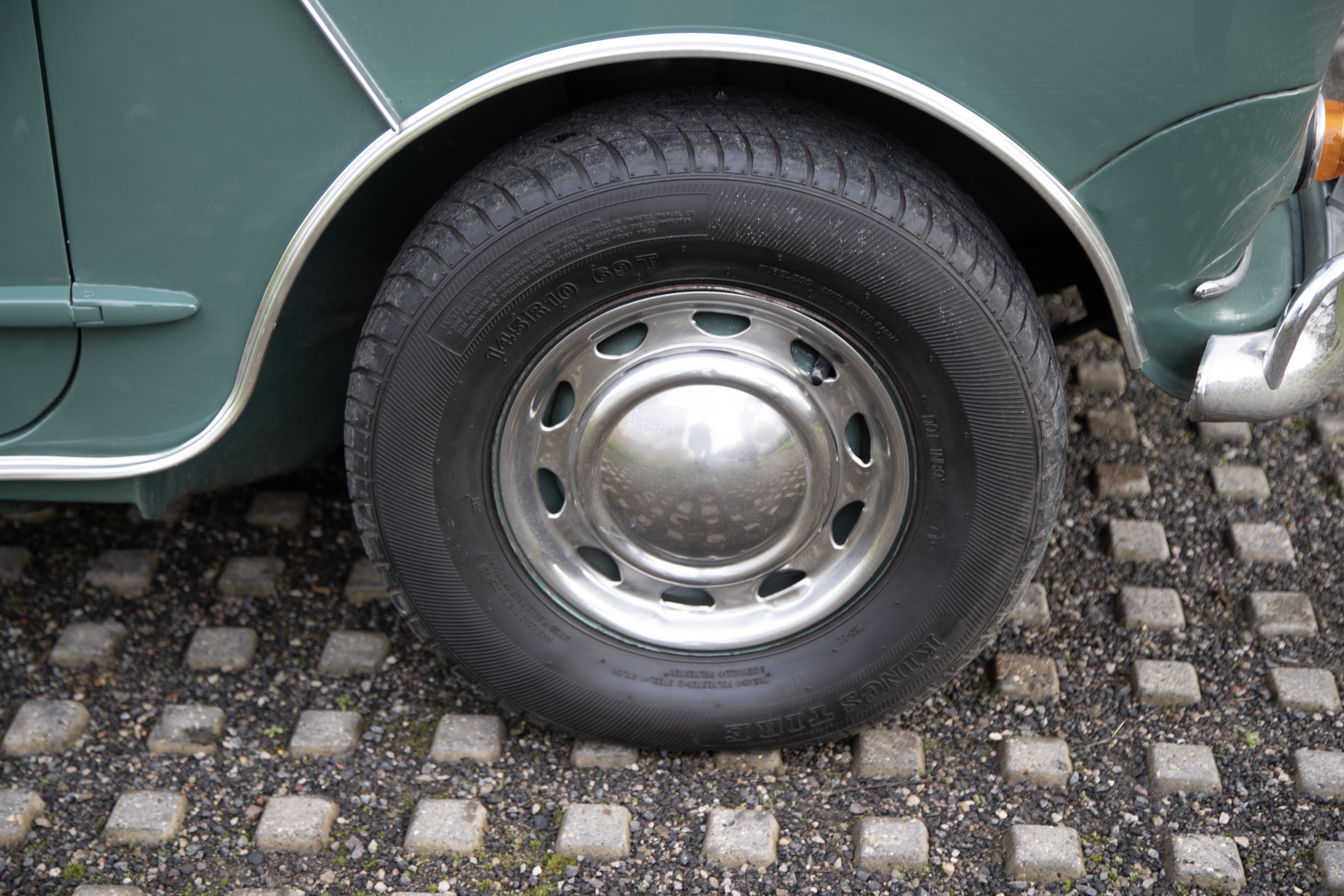 Lot 22 - 1964 Morris Mini Minor Traveller