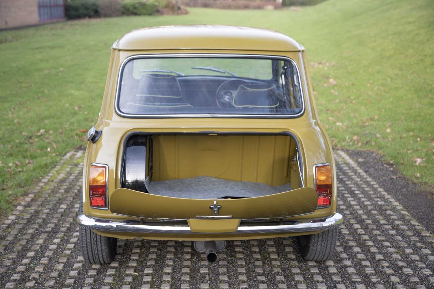 Lot 76 - 1976 Leyland Mini Clubman 1100