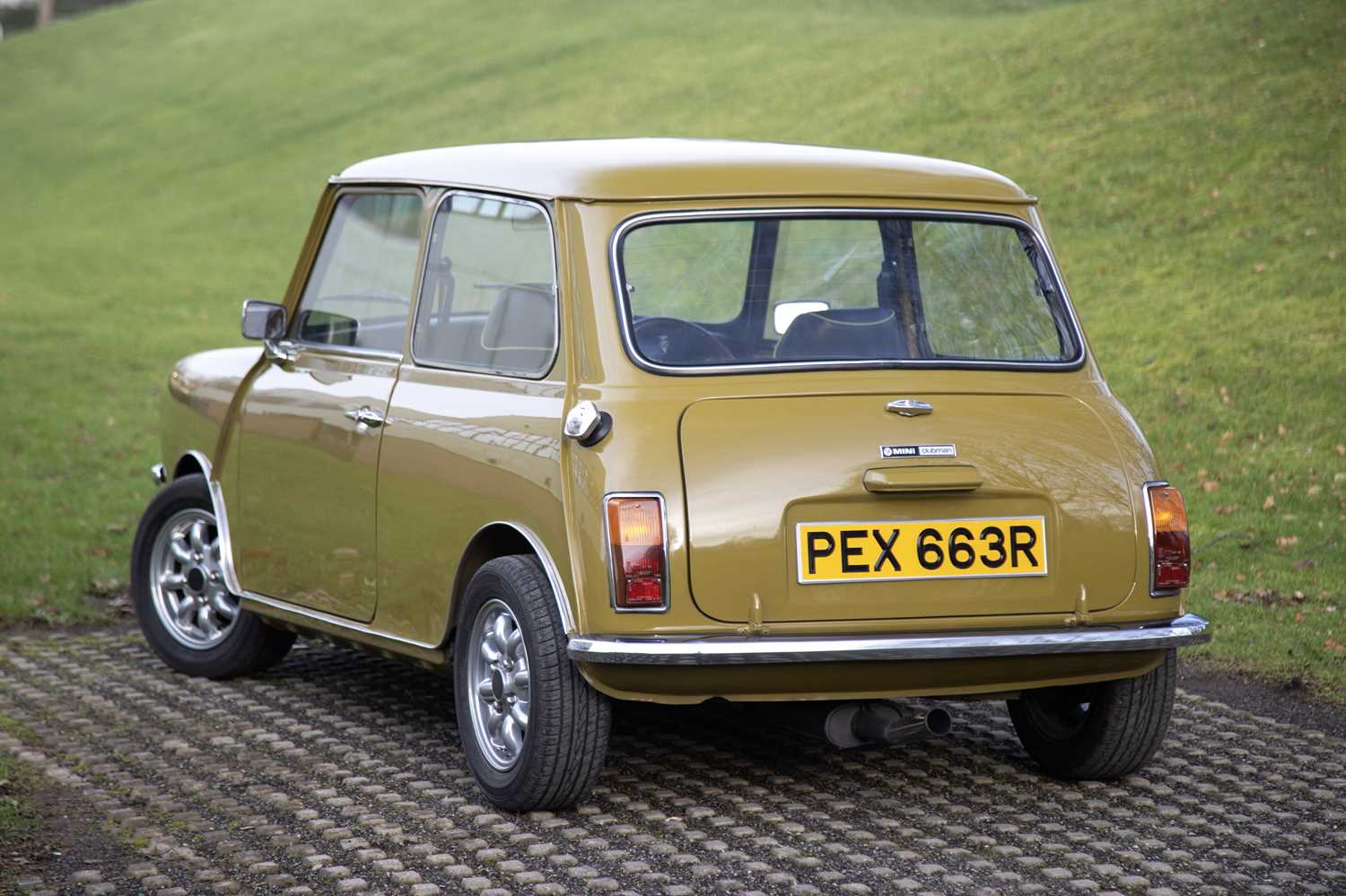 Lot 76 - 1976 Leyland Mini Clubman 1100