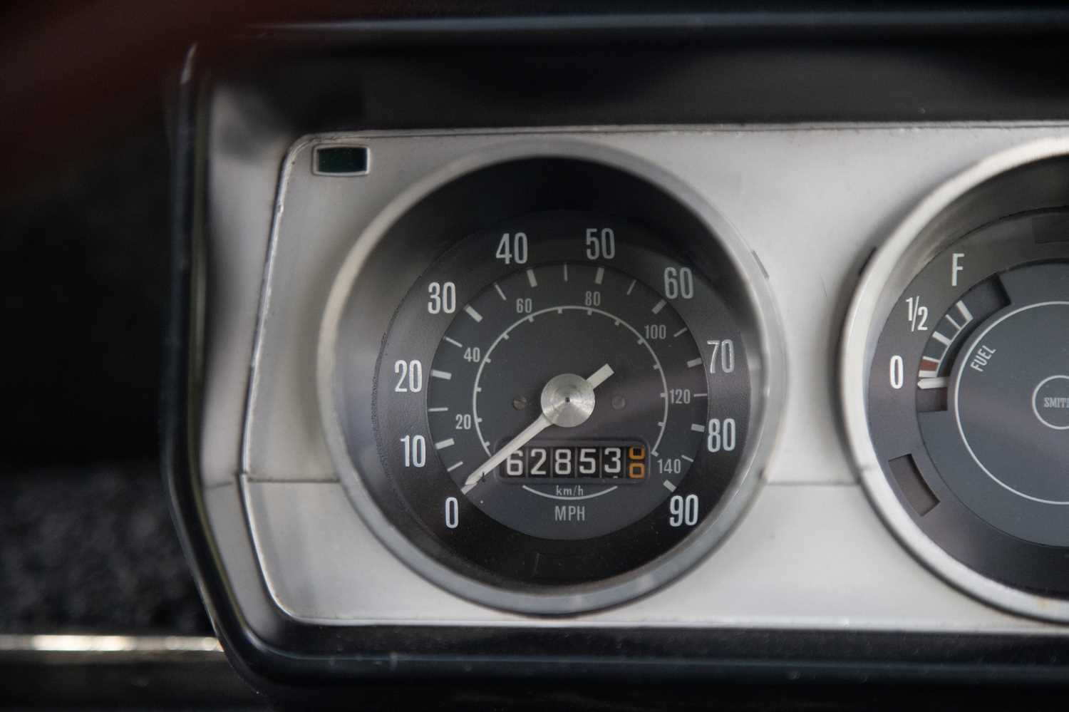 Lot 76 - 1976 Leyland Mini Clubman 1100