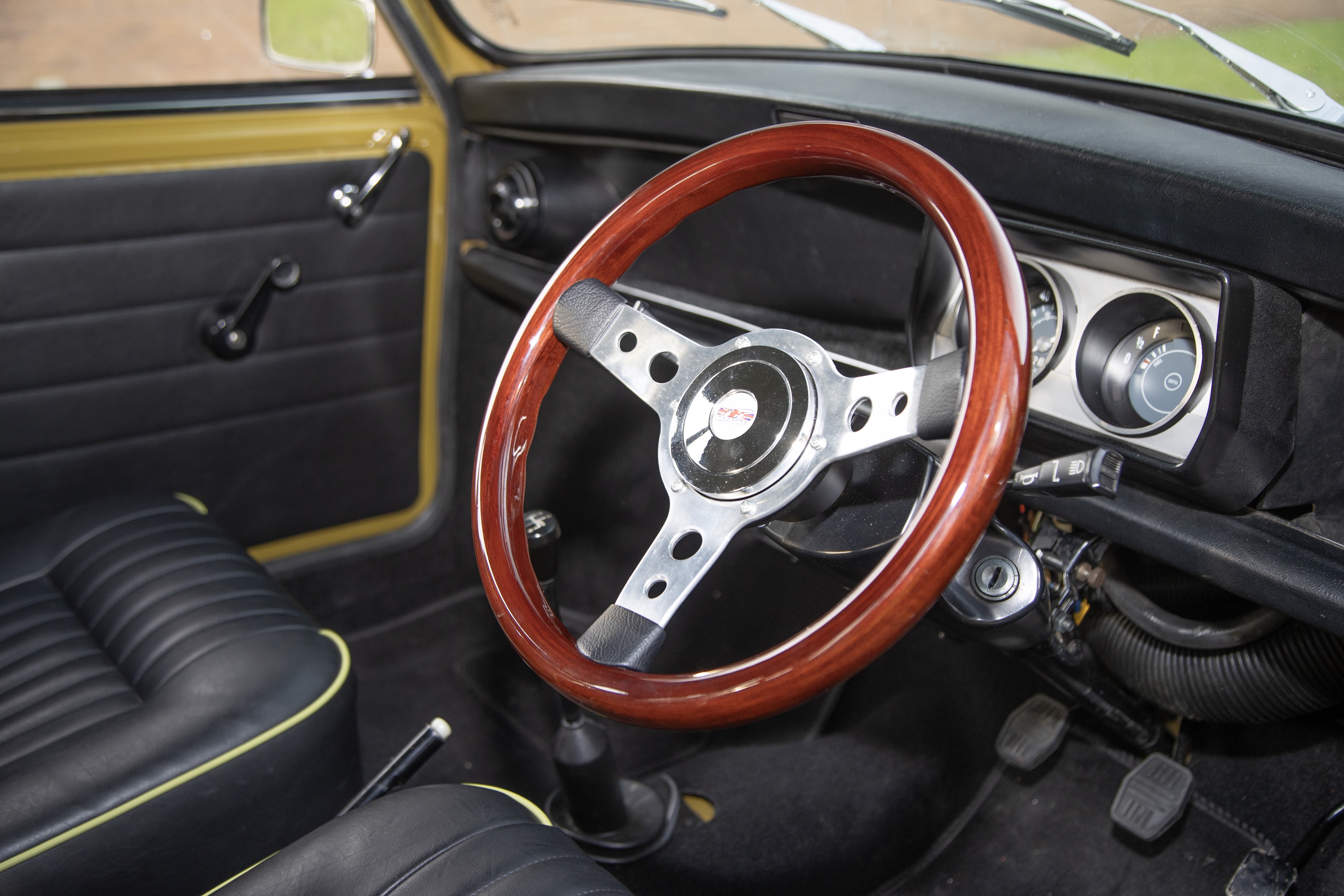 Lot 76 - 1976 Leyland Mini Clubman 1100