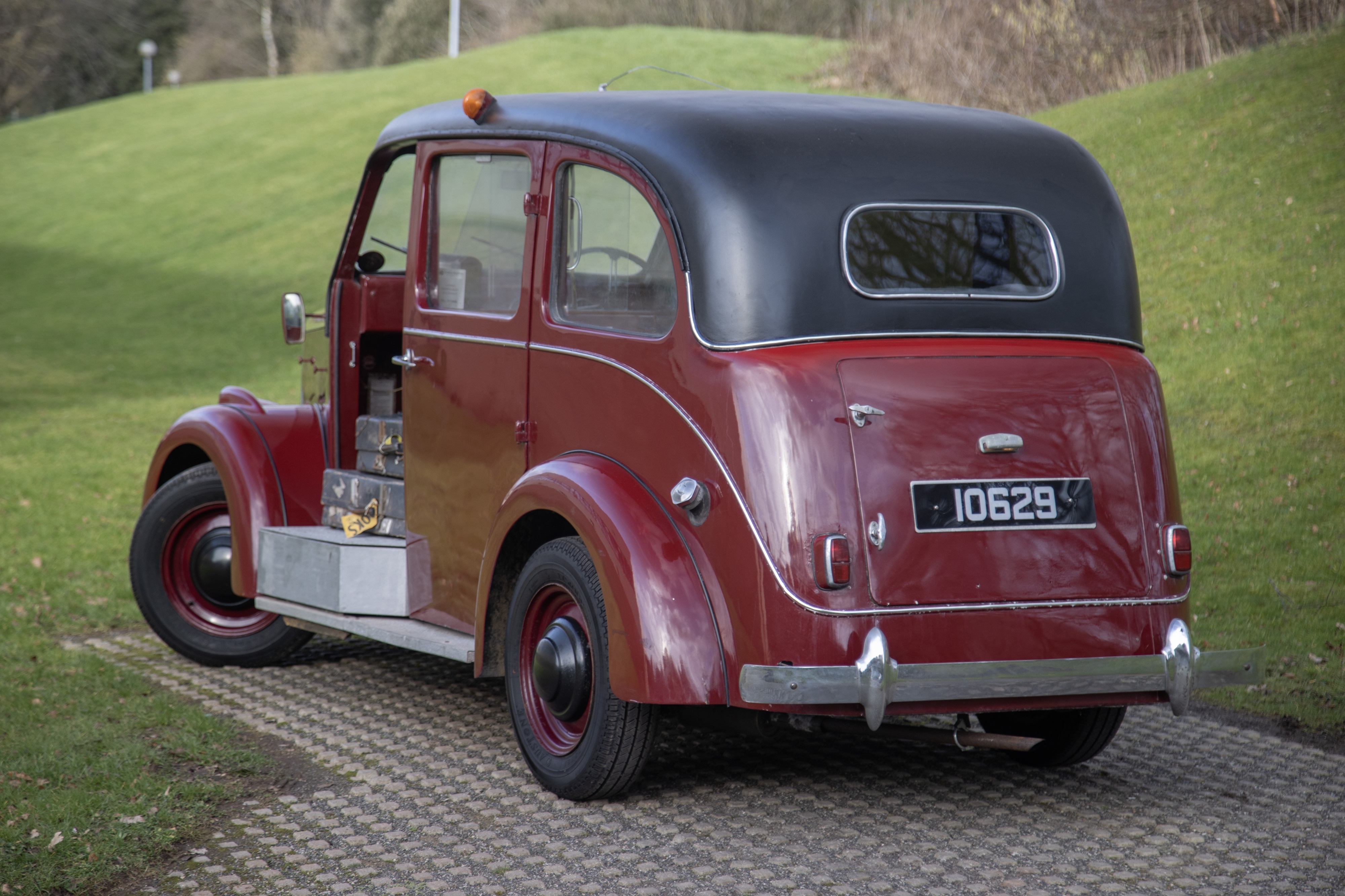 Lot 28 - 1962 Beardmore MK7 Taxi