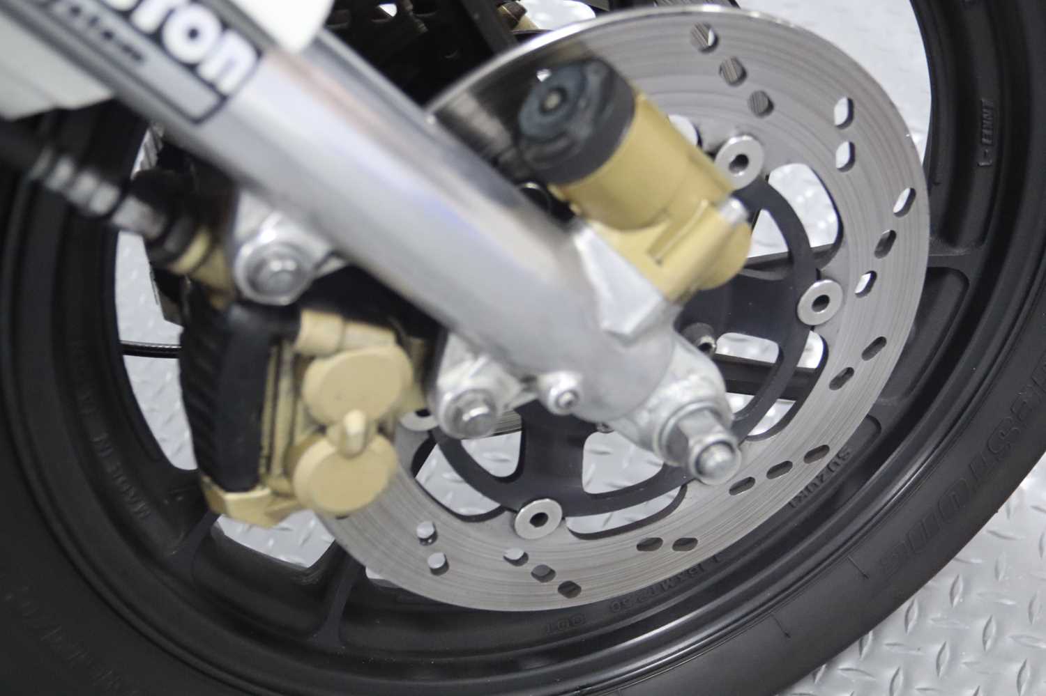 Lot 39 - 1986 Suzuki RG500 Gamma