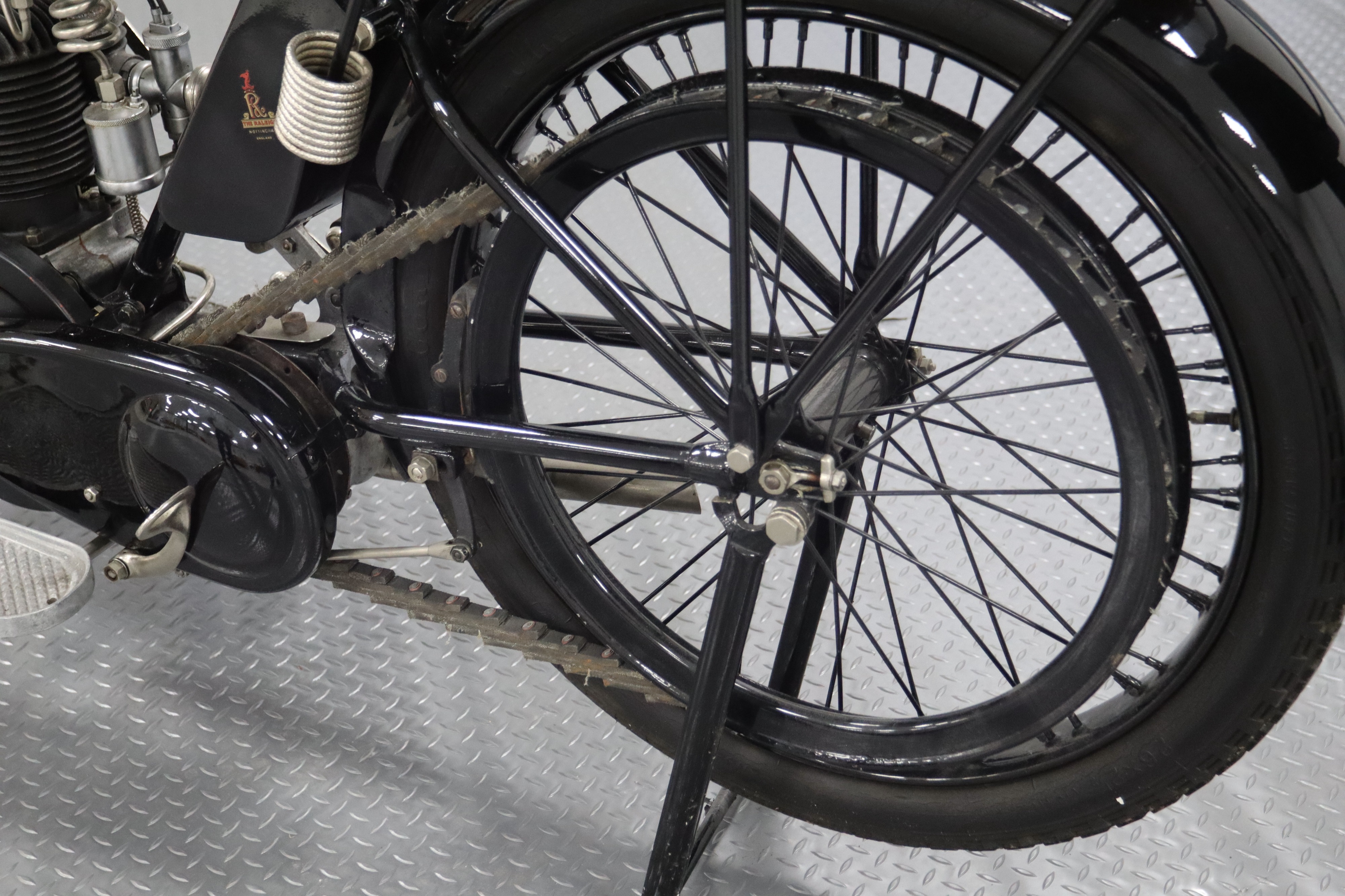 Lot 22 - 1924 Raleigh 2 3/4hp