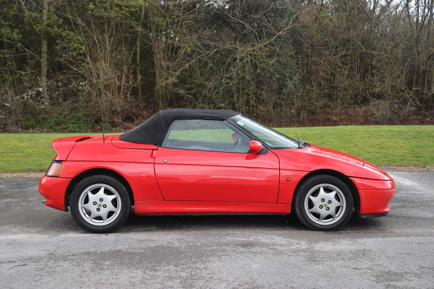 Lot 105 - 1991 Lotus Elan SE Turbo
