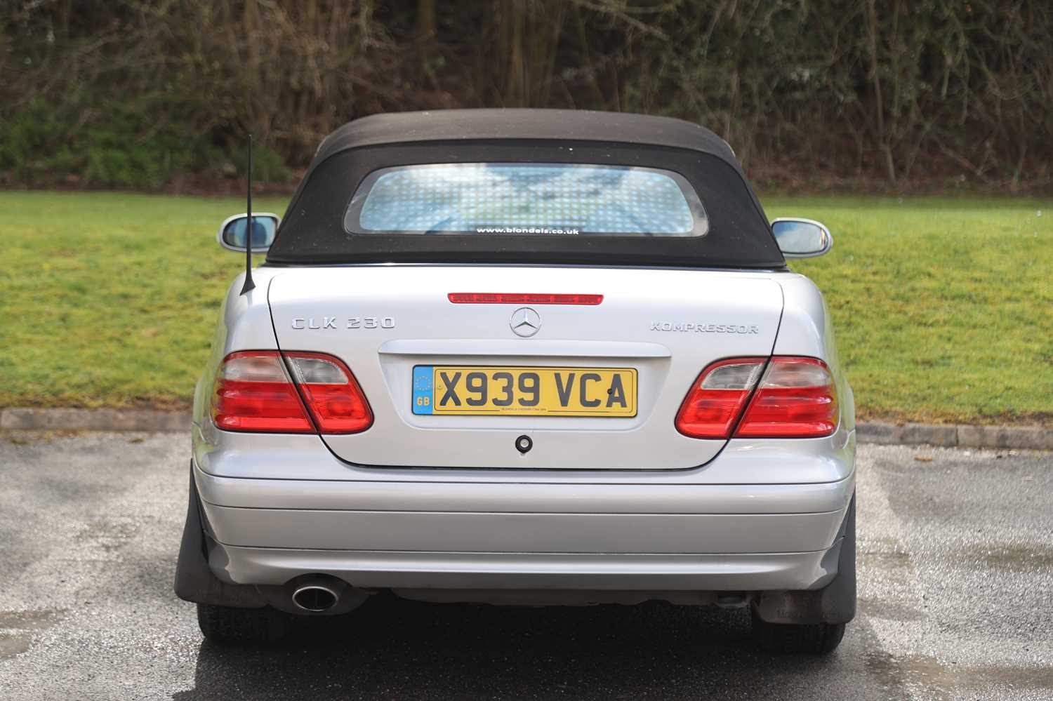 Lot 43 - 2000 Mercedes-Benz CLK 230 Avantgarde