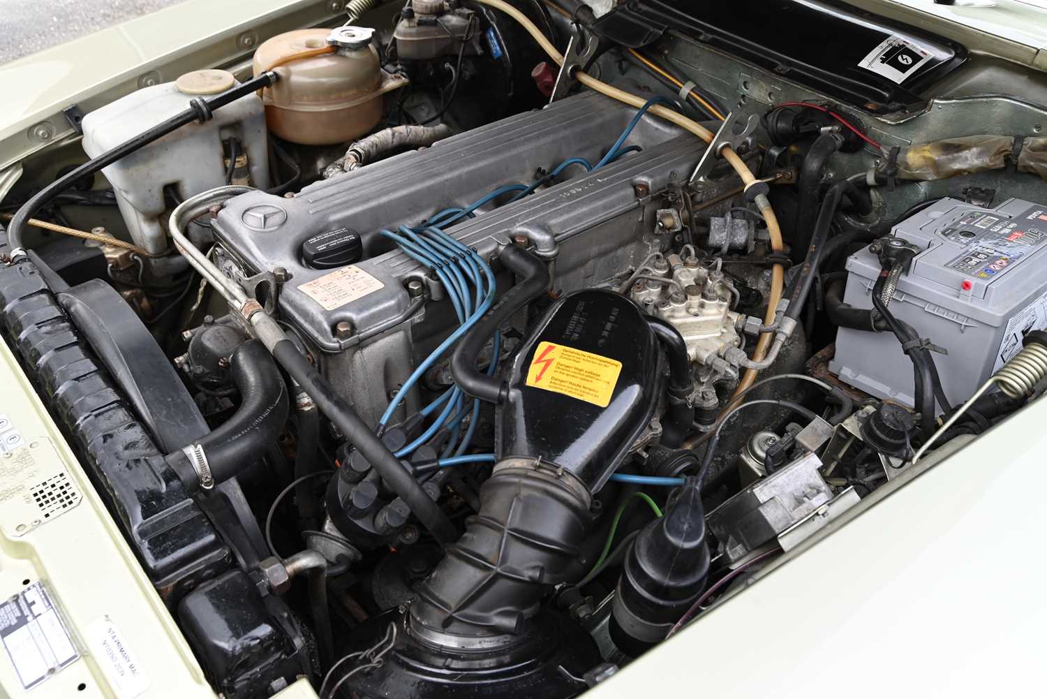 Lot 113 - 1985 Mercedes-Benz 280 SL