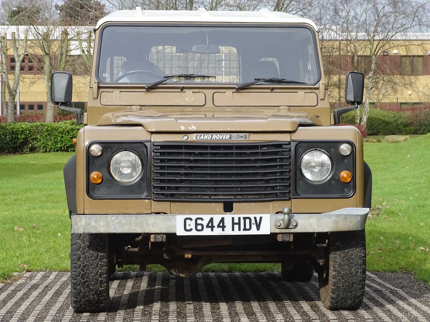 Lot 58 - 1986 Land Rover 90 V8 Commercial