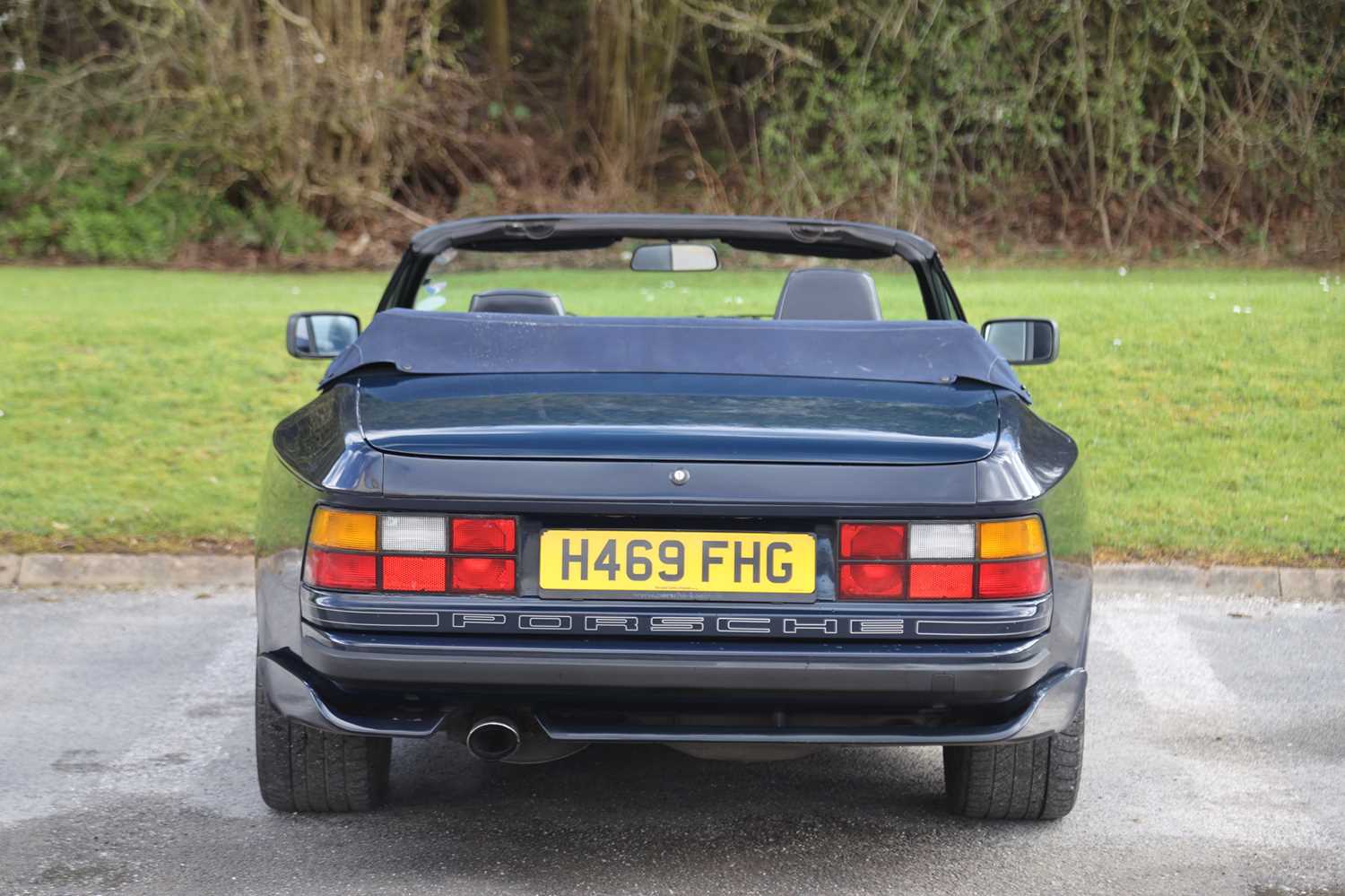Lot 129 - 1990 Porsche 944 S2 Cabriolet