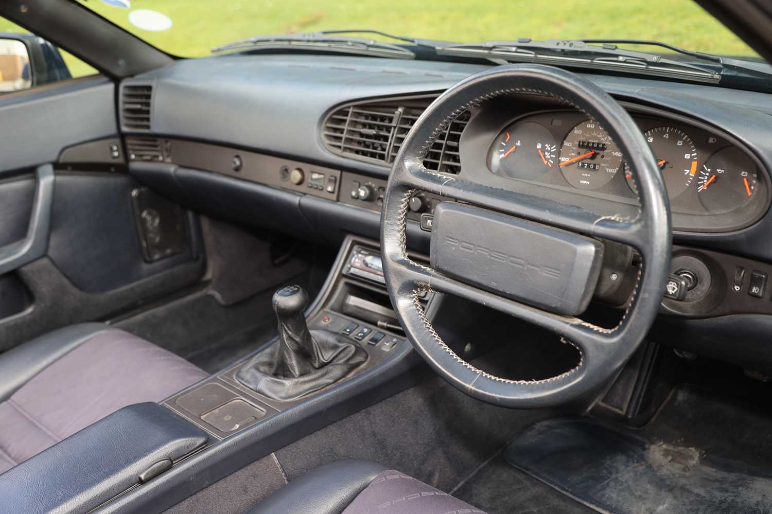 Lot 129 - 1990 Porsche 944 S2 Cabriolet