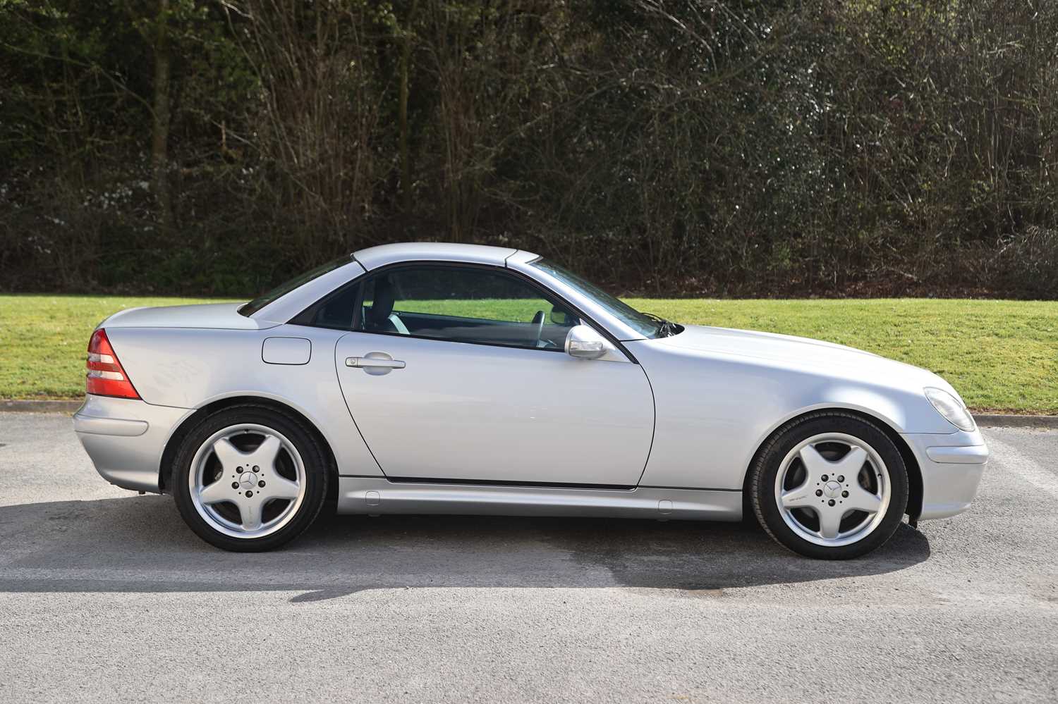 Lot 61 - 2001 Mercedes-Benz SLK 320