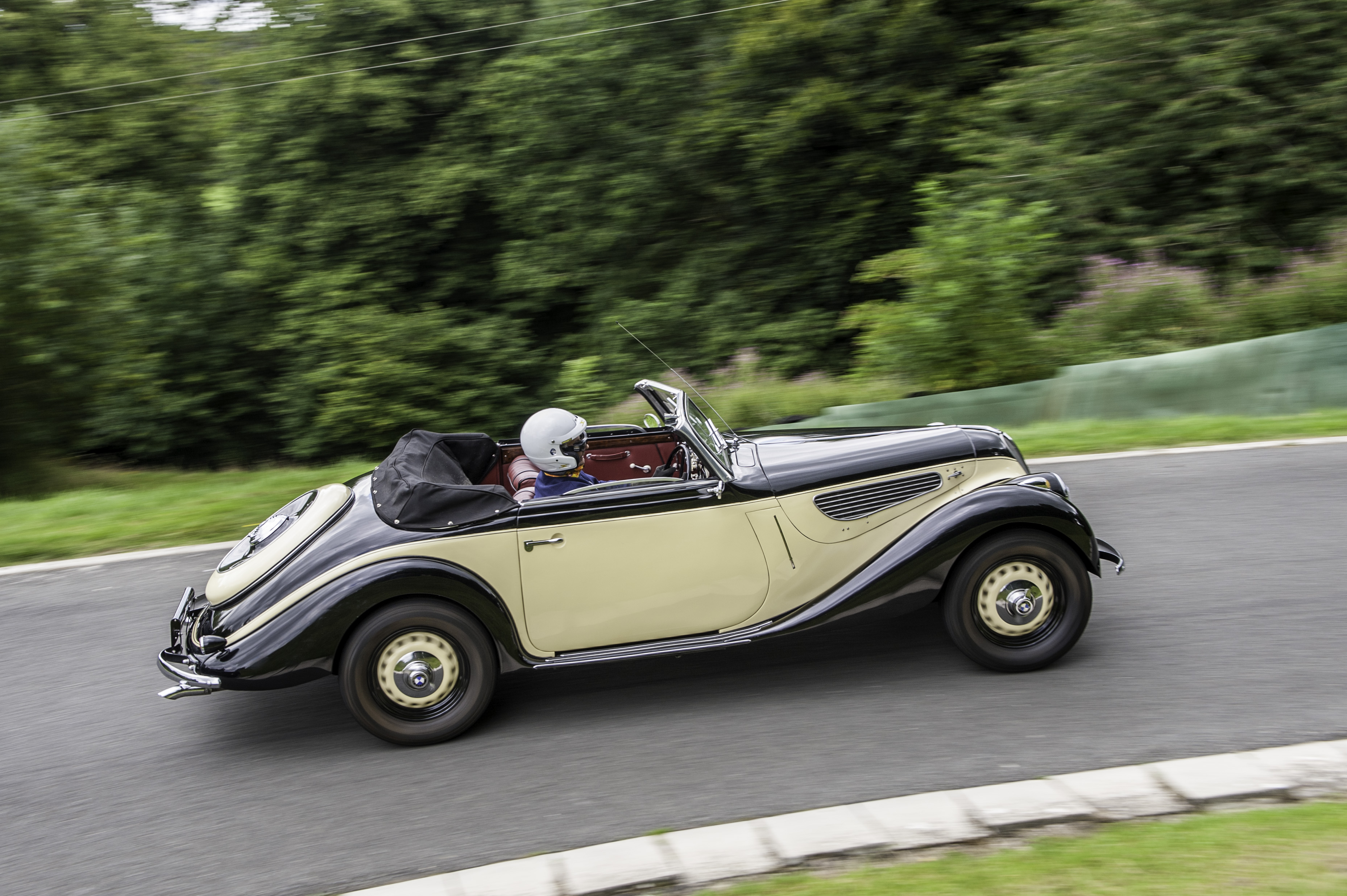 Lot 66 - 1939 Frazer Nash-BMW 327/80 Sport Cabriolet