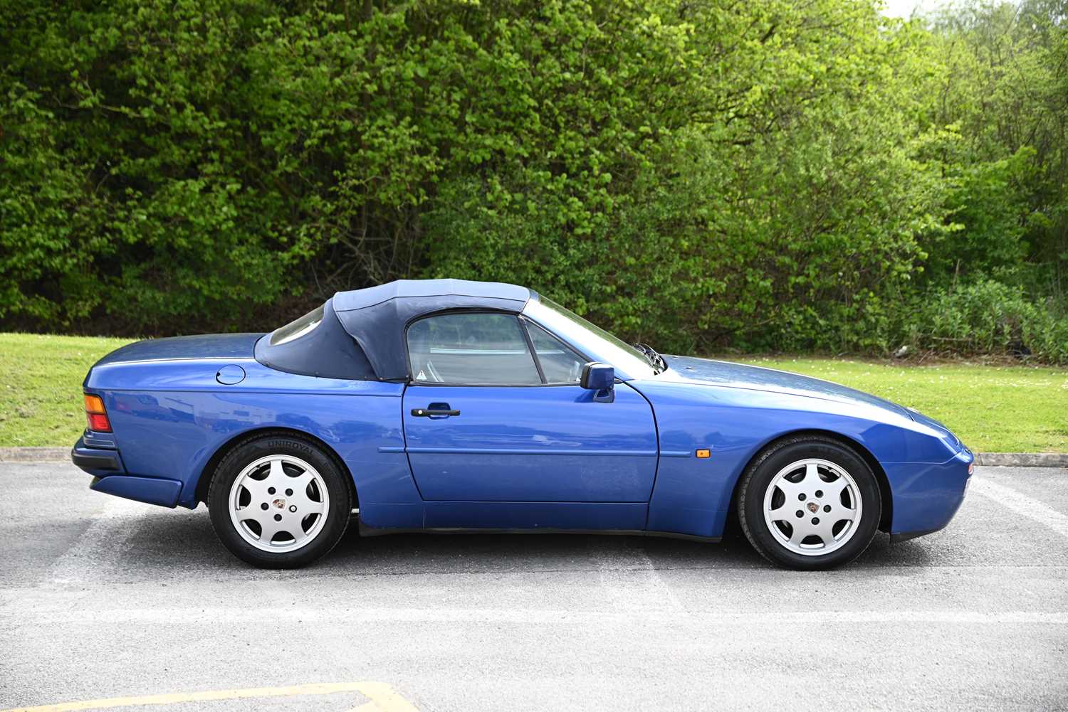 Lot 98 - 1992 Porsche 944 S2 Cabriolet