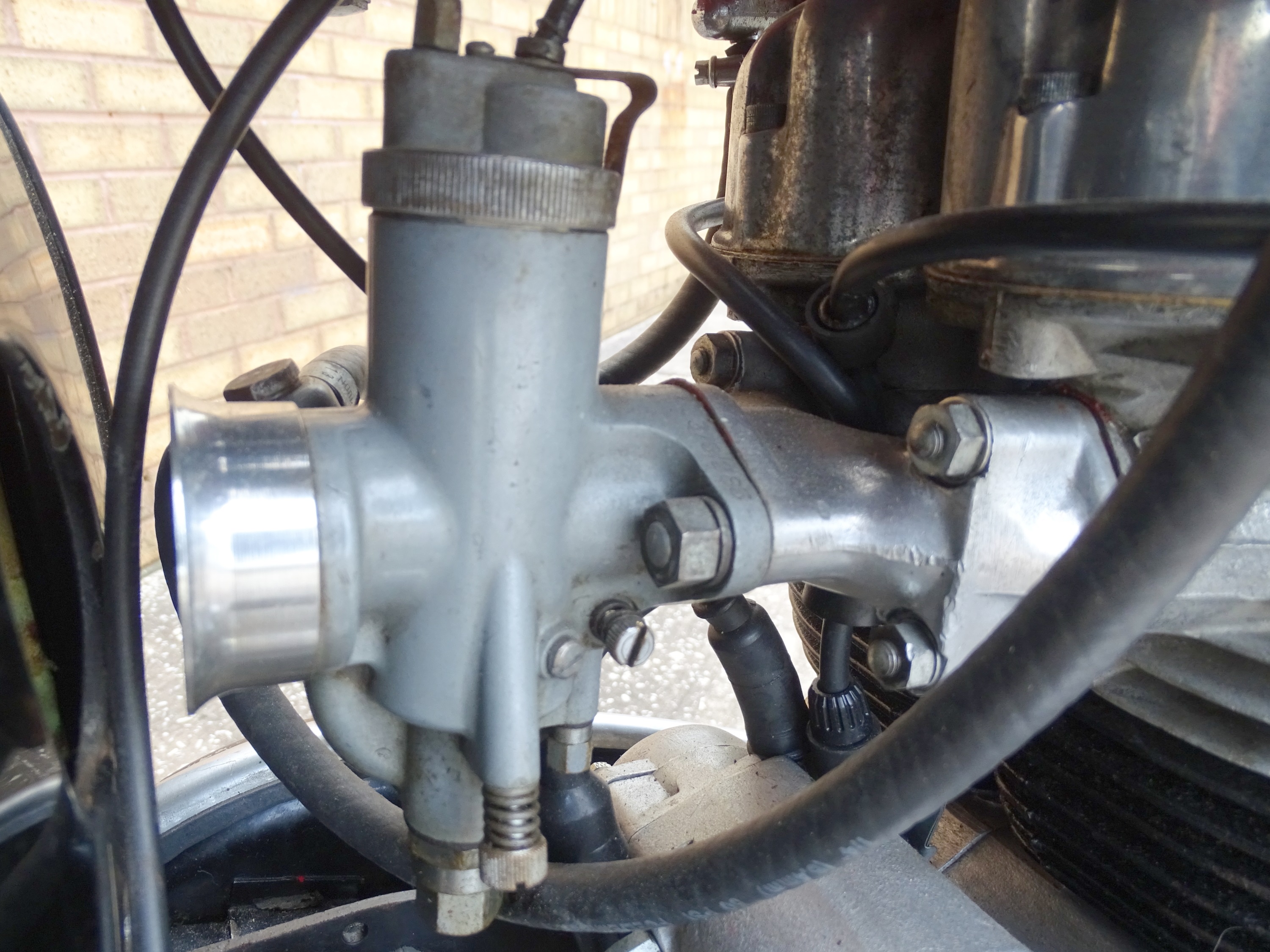 Lot 44 - 1957 Matchless G11