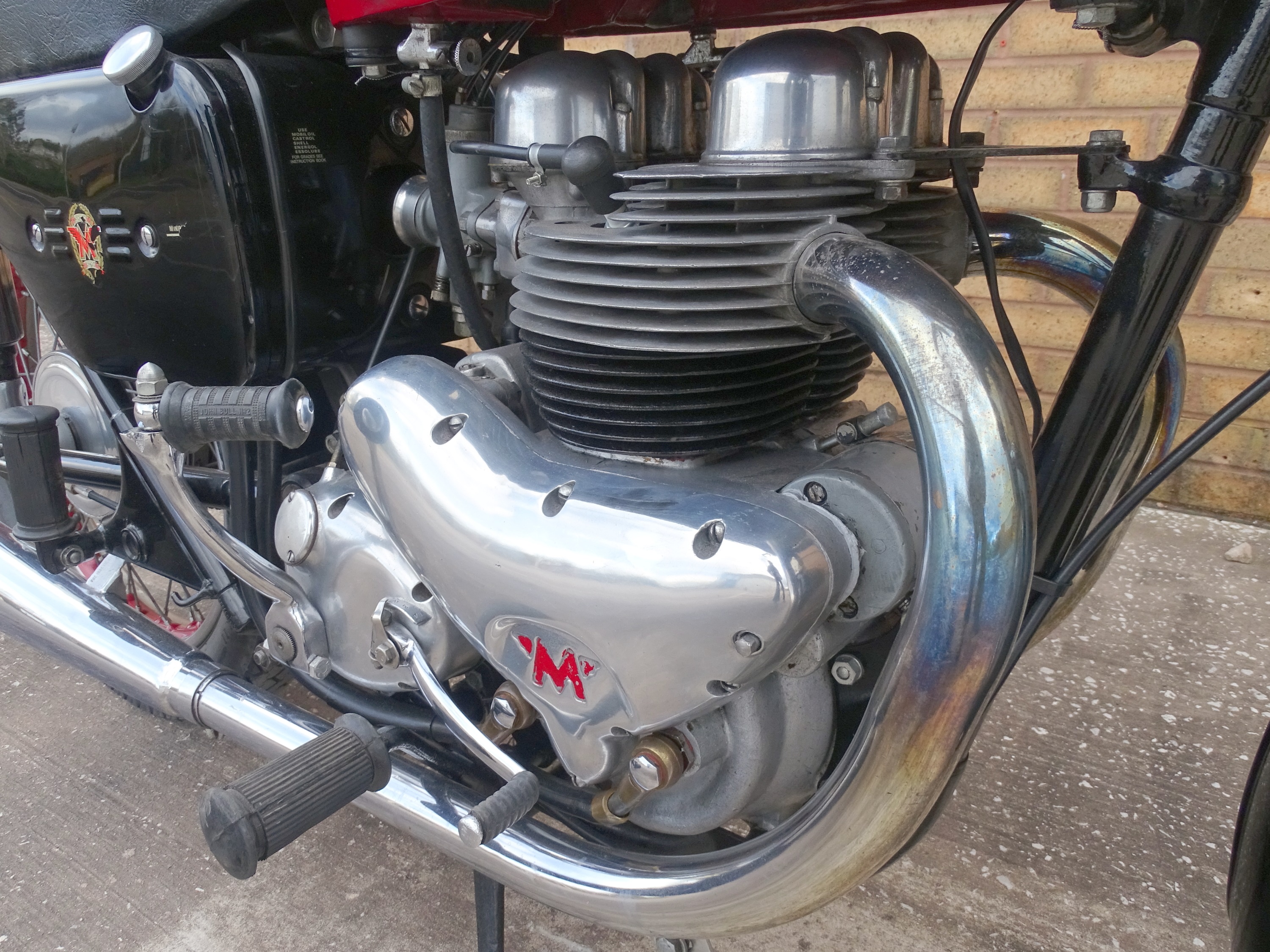 Lot 44 - 1957 Matchless G11