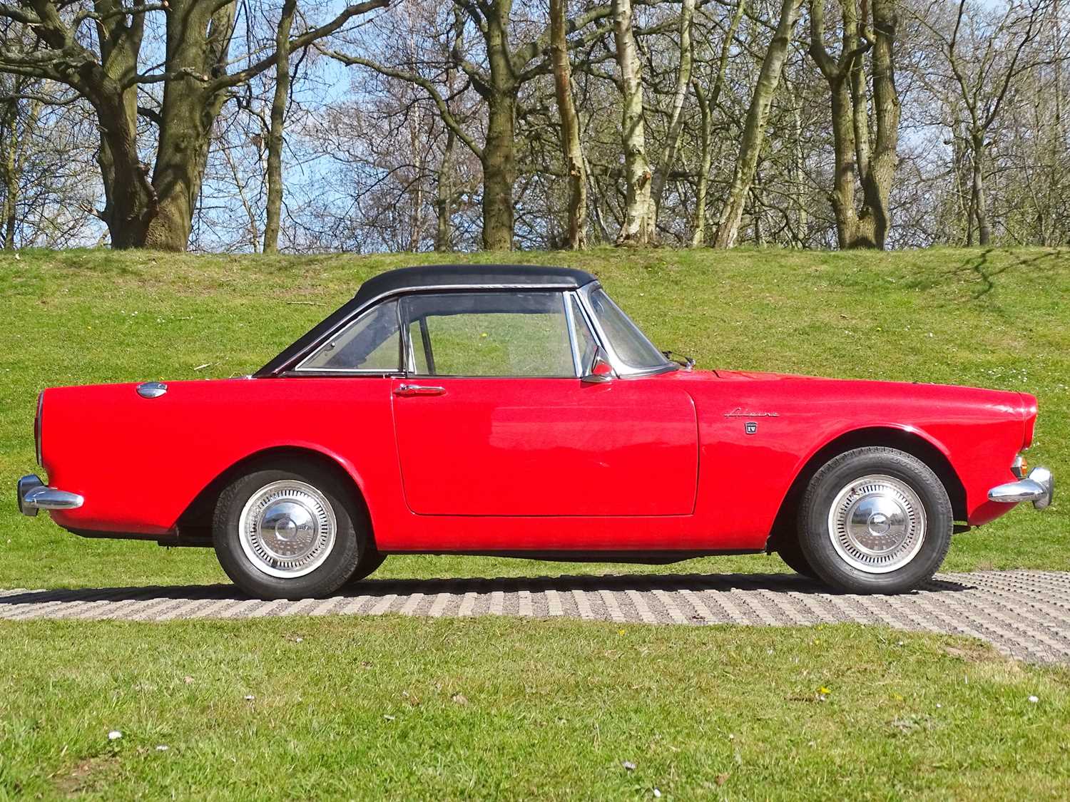 Lot 132 - 1964 Sunbeam Alpine Series IV