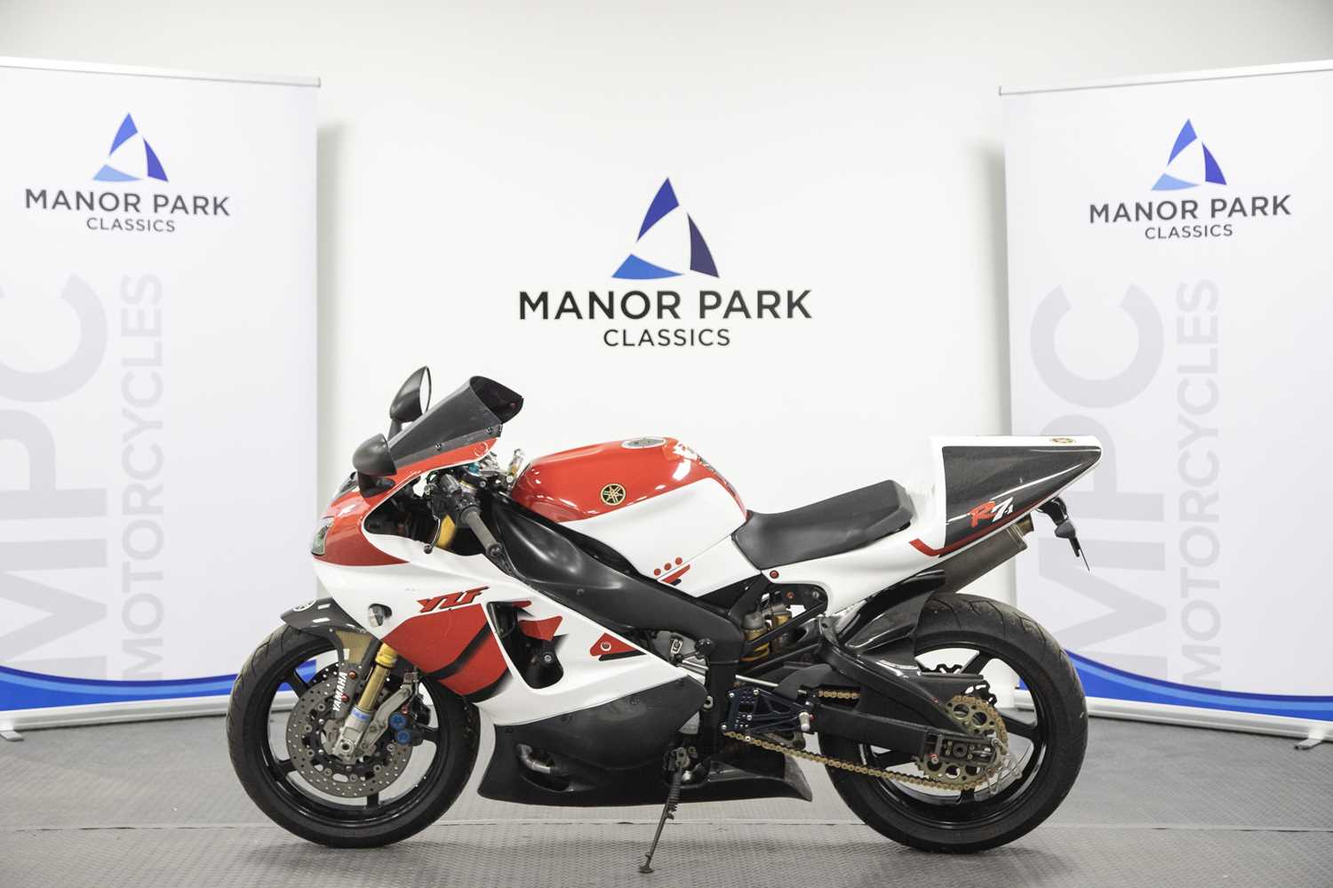 Lot 10 - 1998 Yamaha R7-1