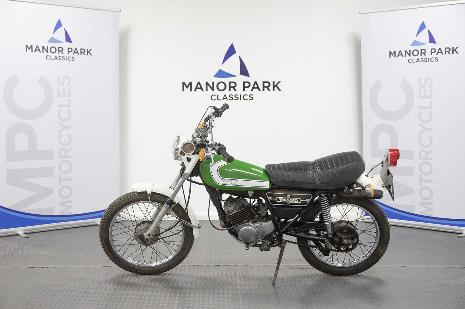 Lot 21 - 1976 Yamaha DT100