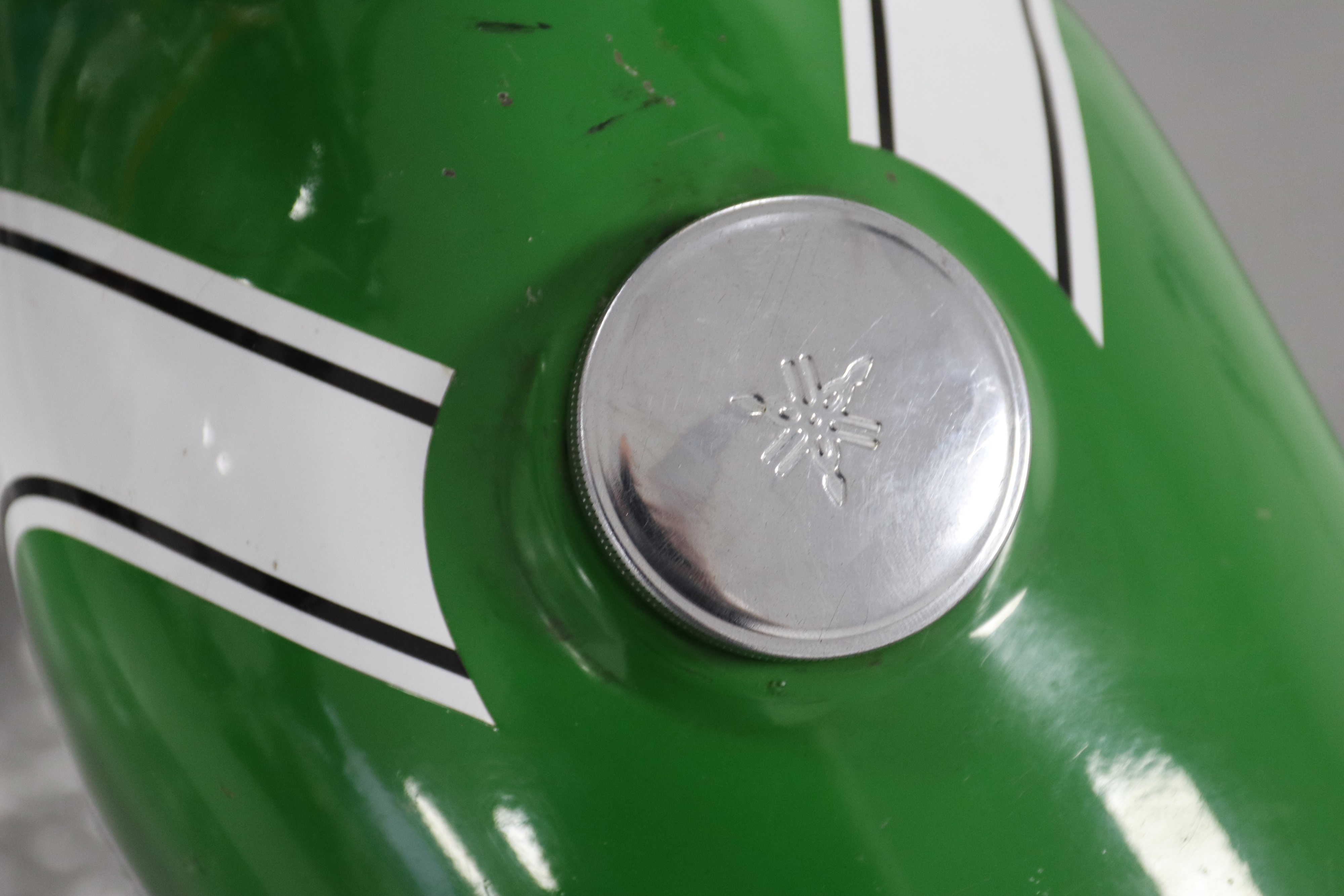 Lot 21 - 1976 Yamaha DT100