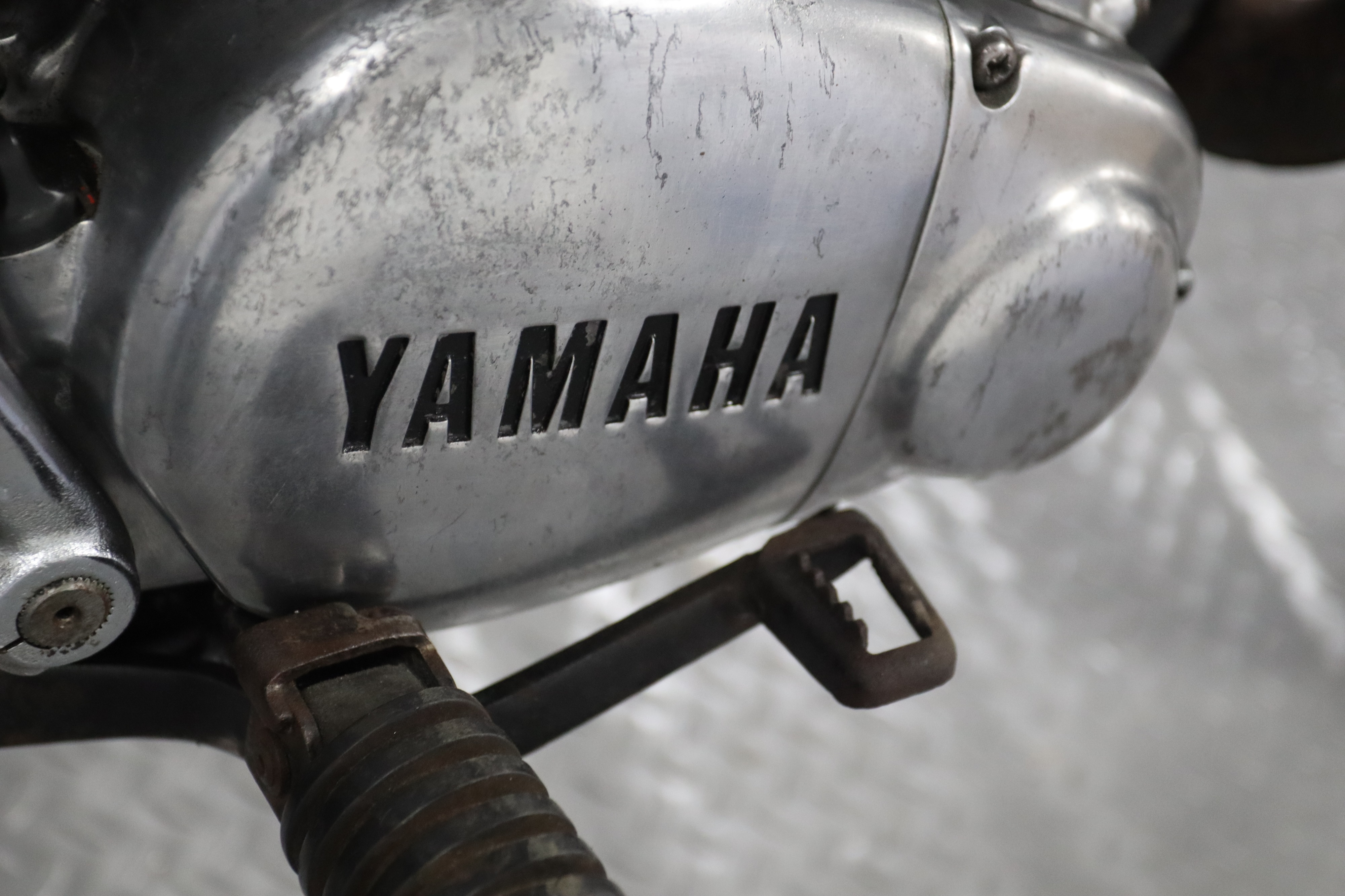 Lot 21 - 1976 Yamaha DT100