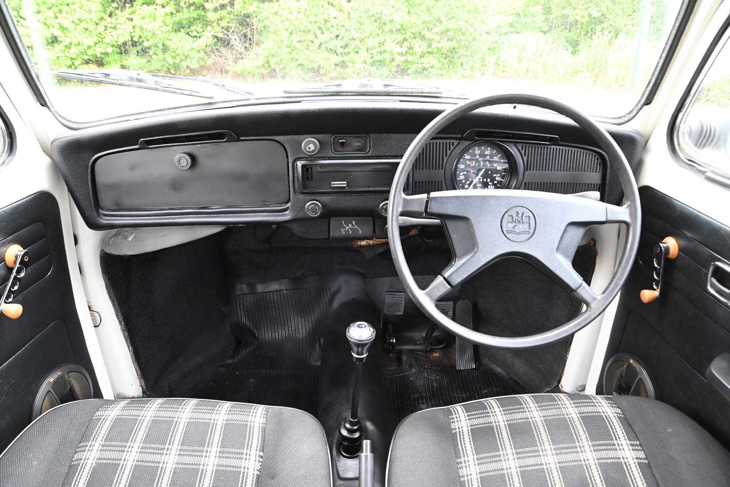 Lot 30 - 1984 Volkswagen Beetle 1200