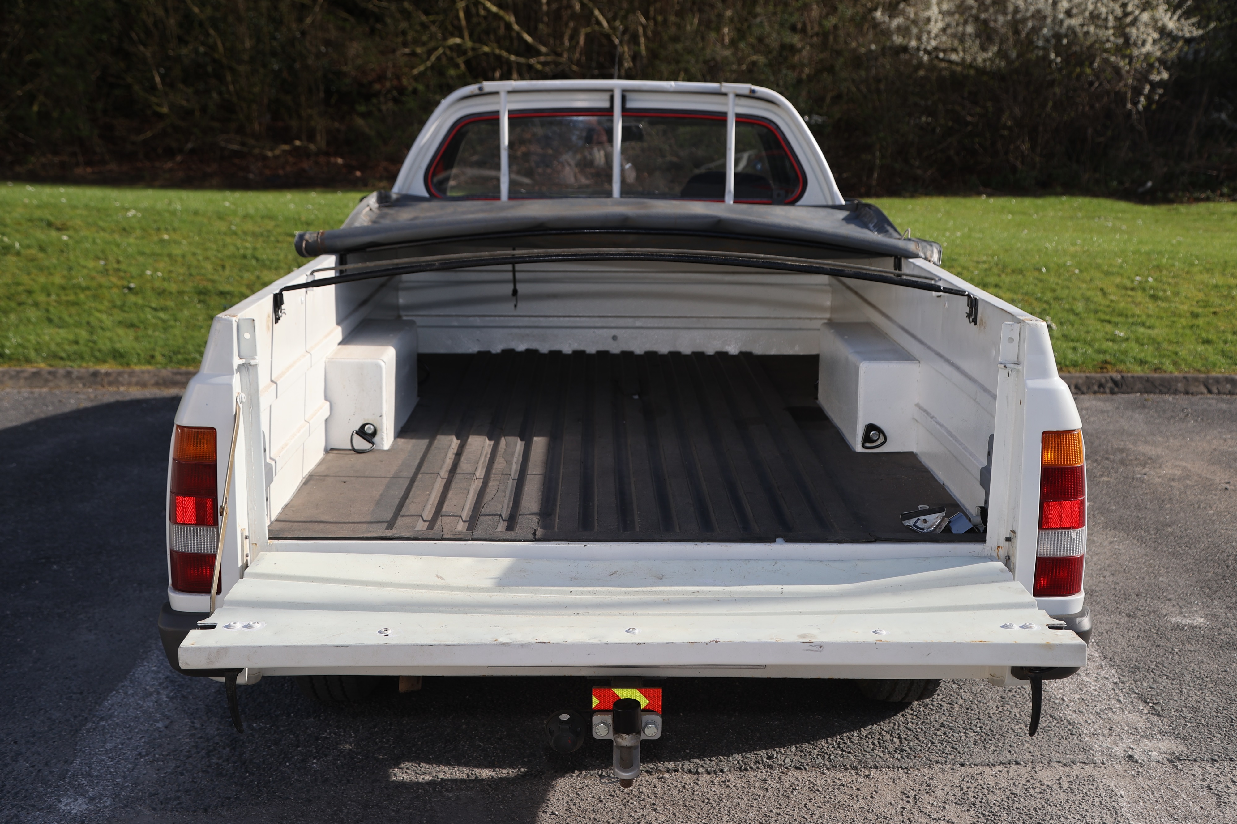 Lot 127 - 1990 Ford P100