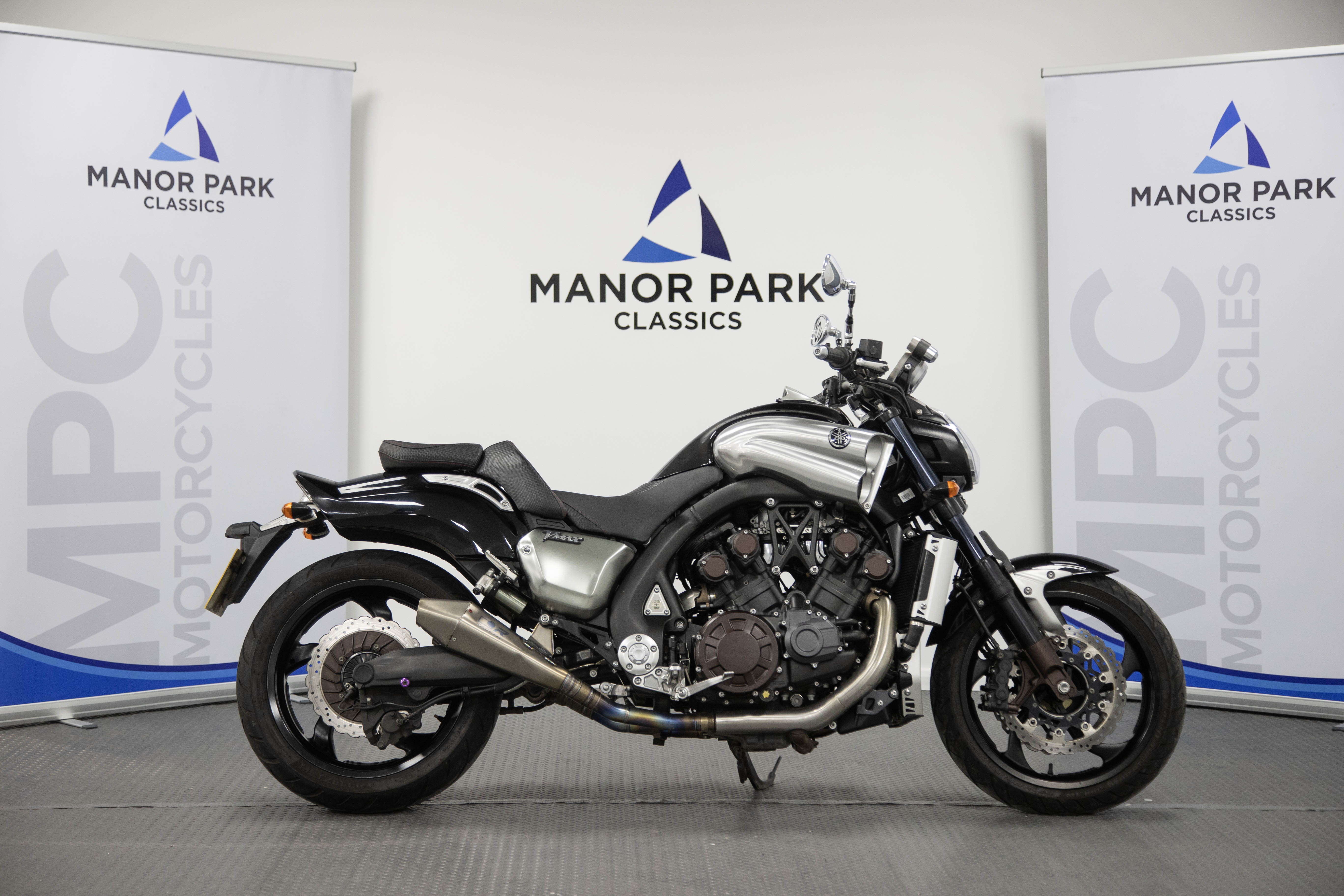Lot 23 - 2010 Yamaha V-Max 1700