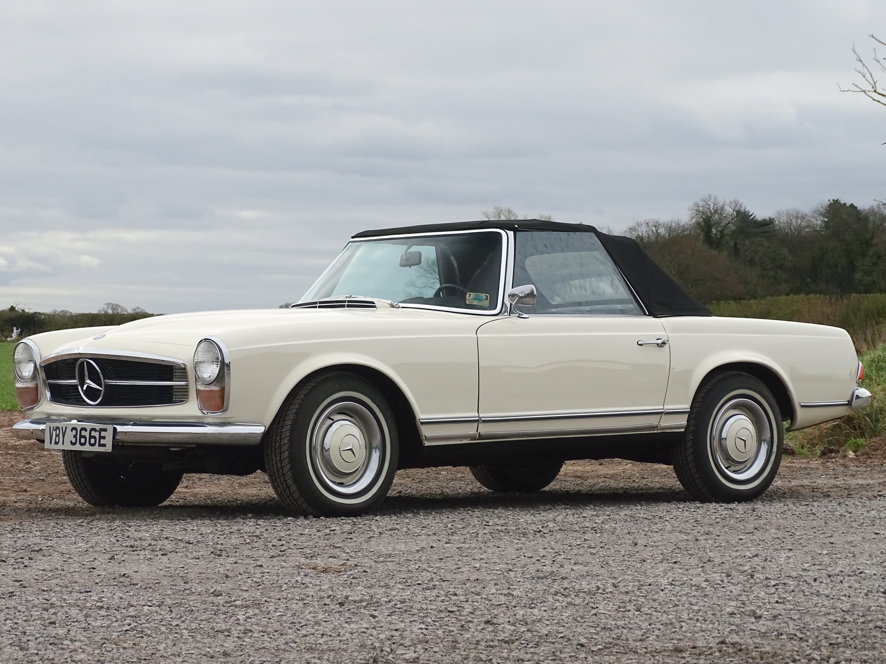 Lot 126 - 1967 Mercedes-Benz 250 SL