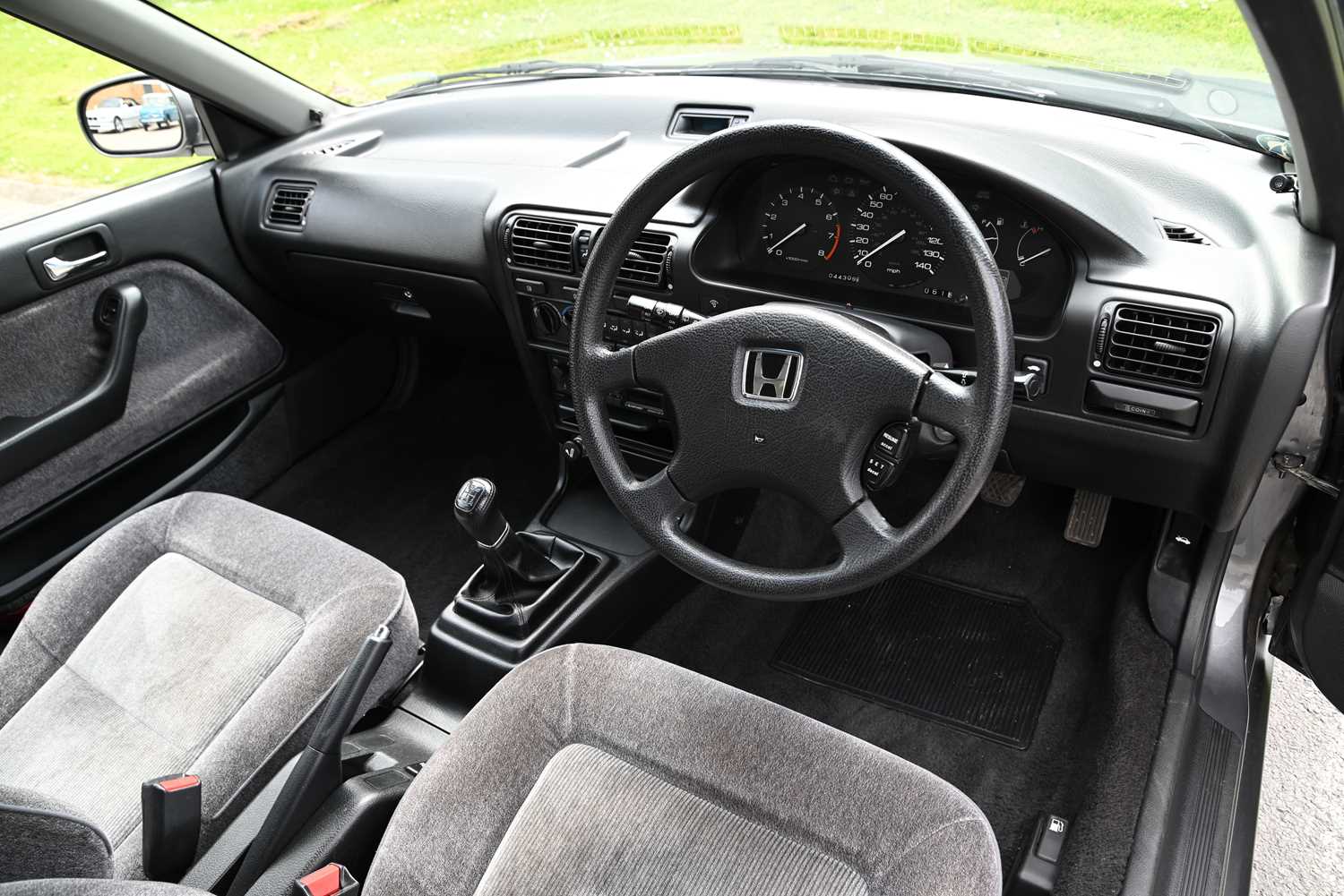 Lot 97 - 1992 Honda Accord Aerodeck 2.2i