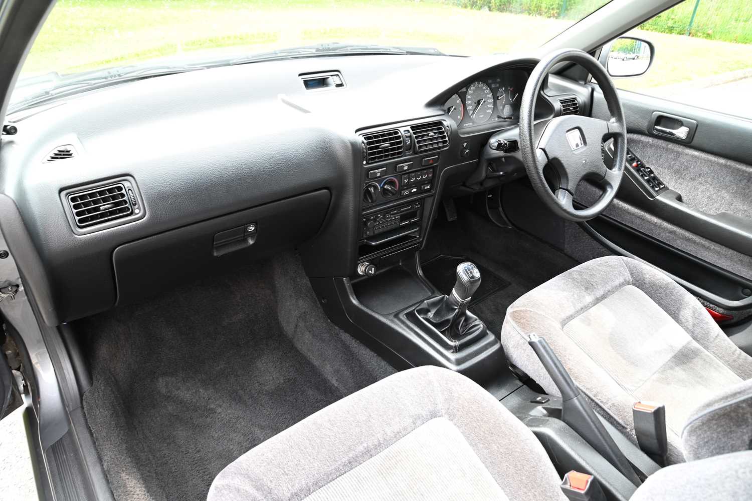 Lot 97 - 1992 Honda Accord Aerodeck 2.2i