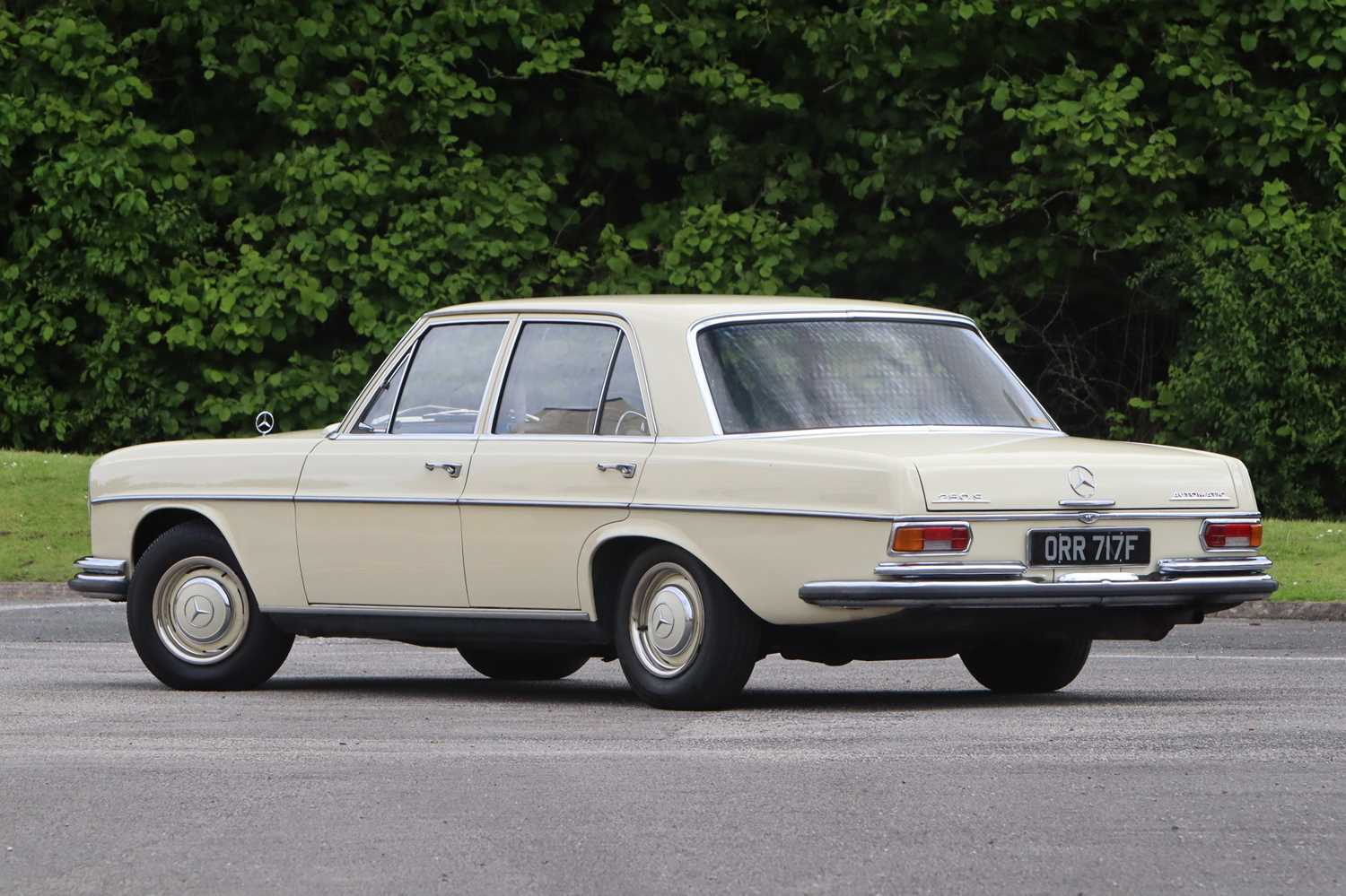Lot 112 - 1968 Mercedes-Benz 250 S