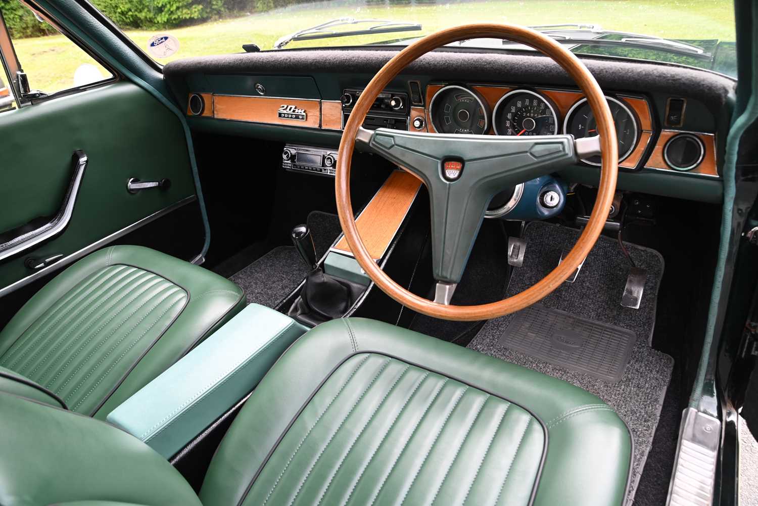 Lot 40 - 1970 Ford Taunus P7 20M 3000S