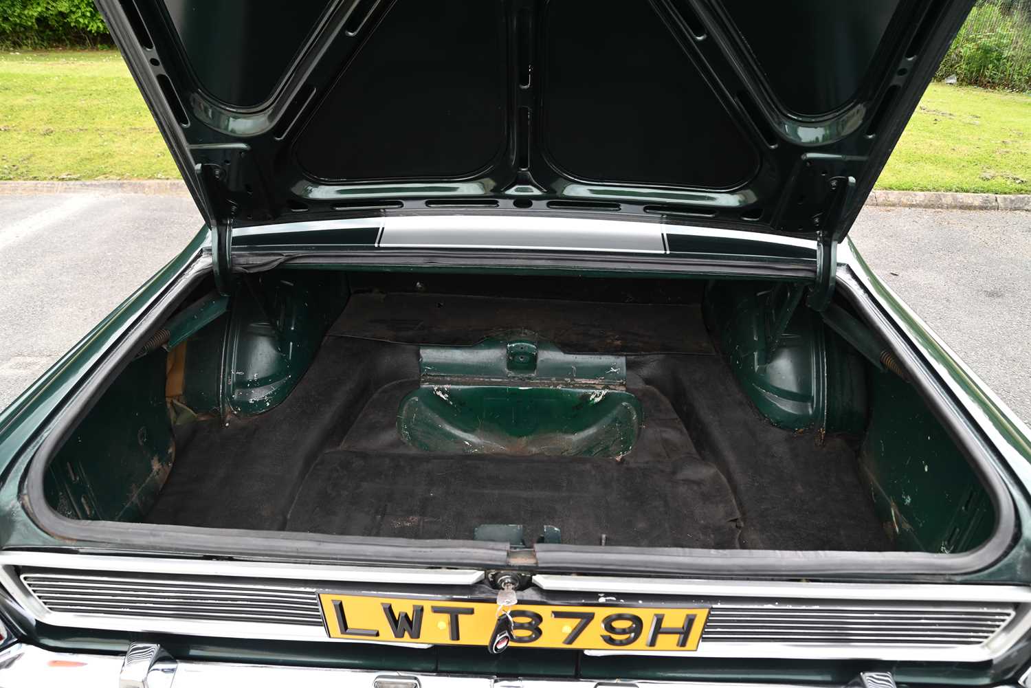 Lot 40 - 1970 Ford Taunus P7 20M 3000S
