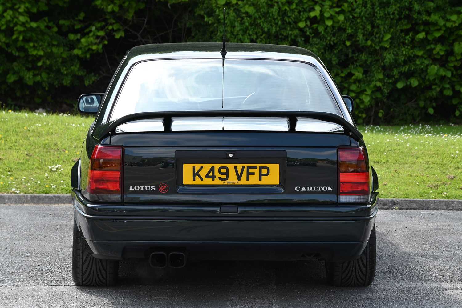 Lot 61 - 1993 Vauxhall Lotus Carlton