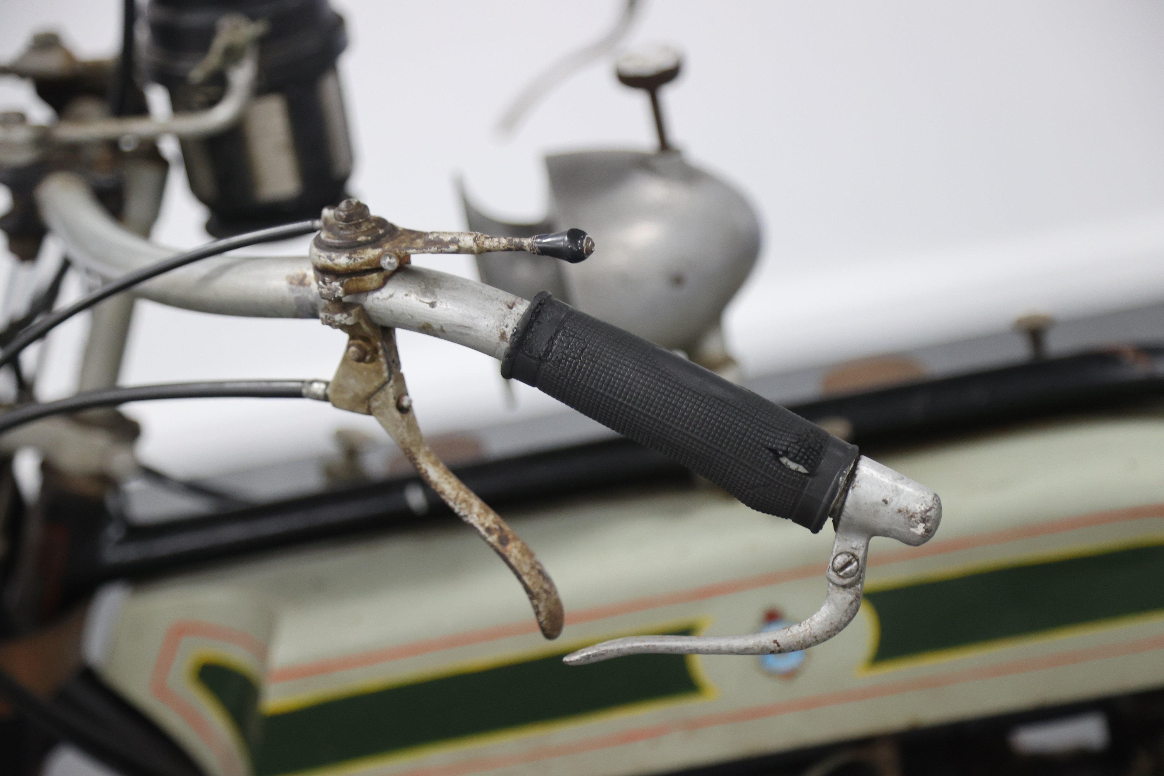 Lot 12 - 1921 Triumph Model H