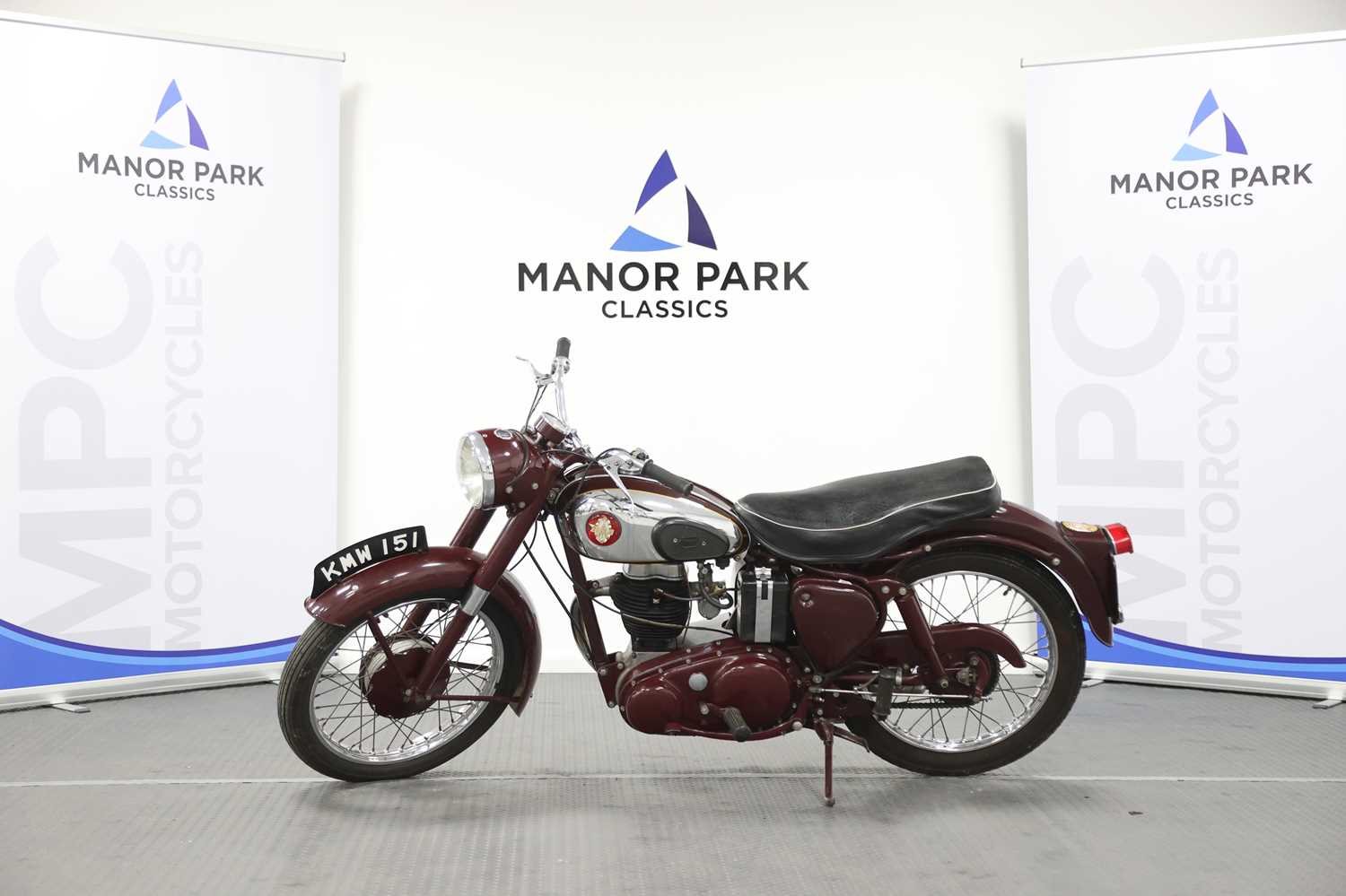 Lot 7 - 1954 BSA C11G