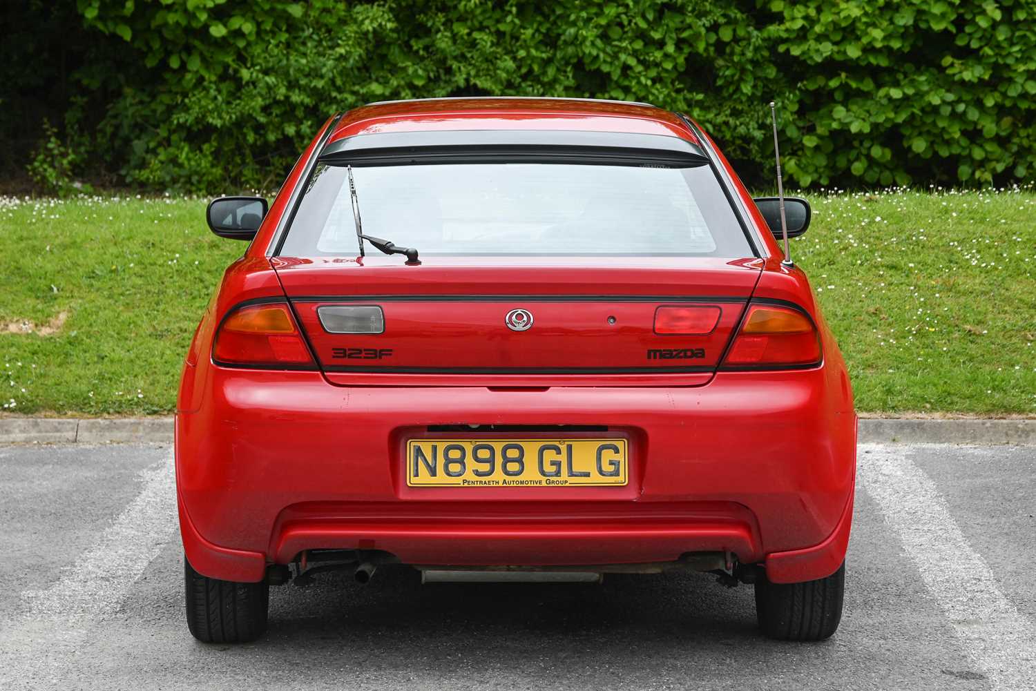 Lot 107 - 1996 Mazda 323 F 1.5 GLX