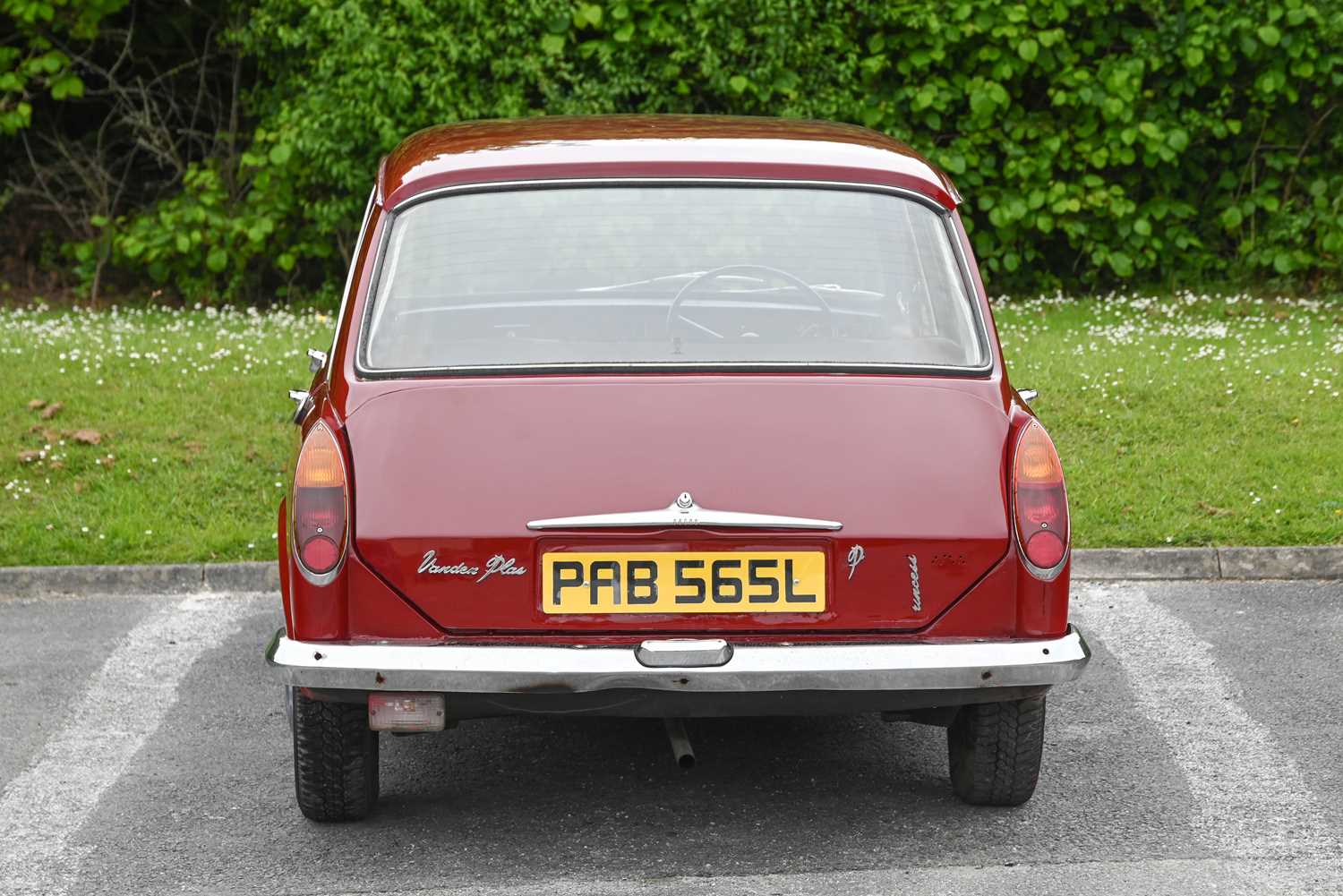 Lot 54 - 1972 Vanden Plas Princess 1300