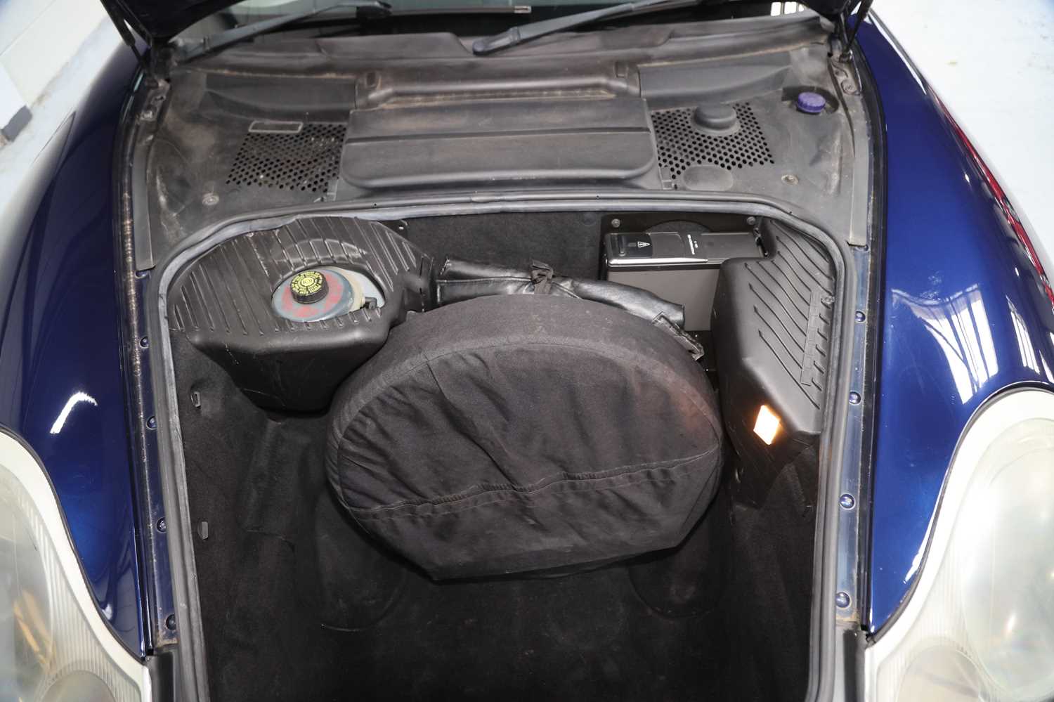 Lot 103 - 2001 Porsche Boxster 2.7