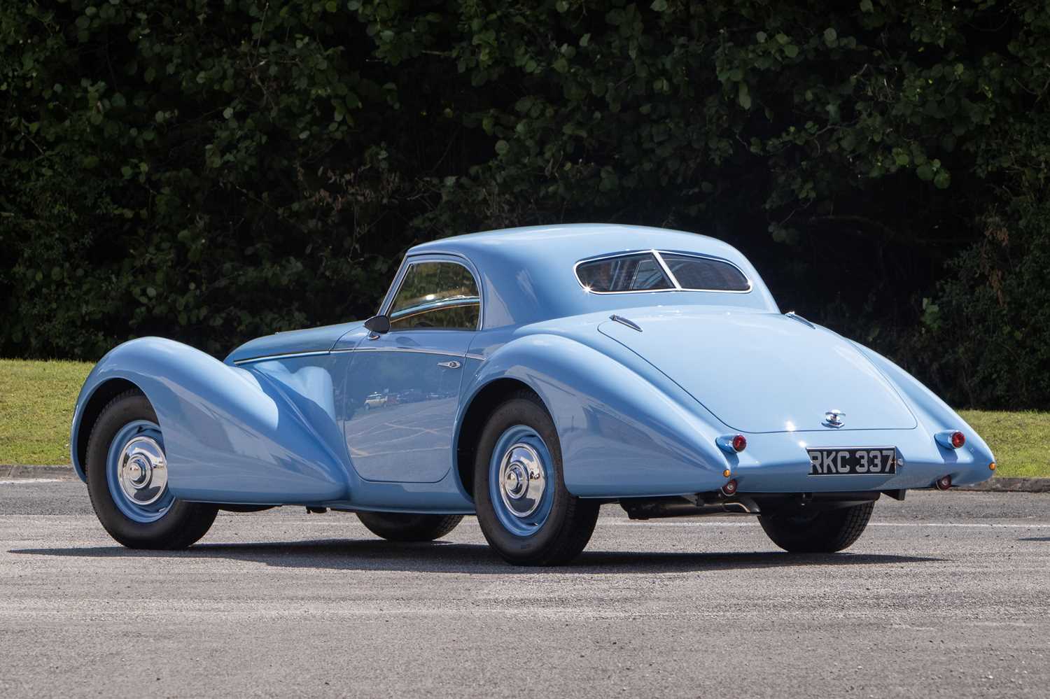 Lot 46 - 1954 Riley Royale Coupe