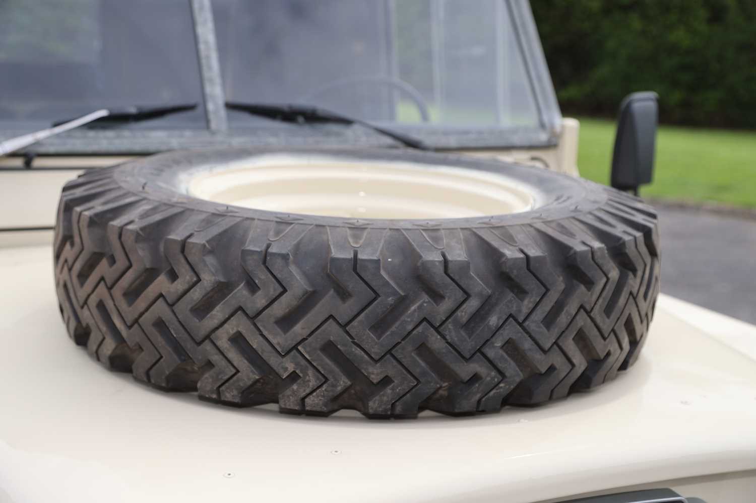 Lot 80 - 1978 Land Rover 109 Series III