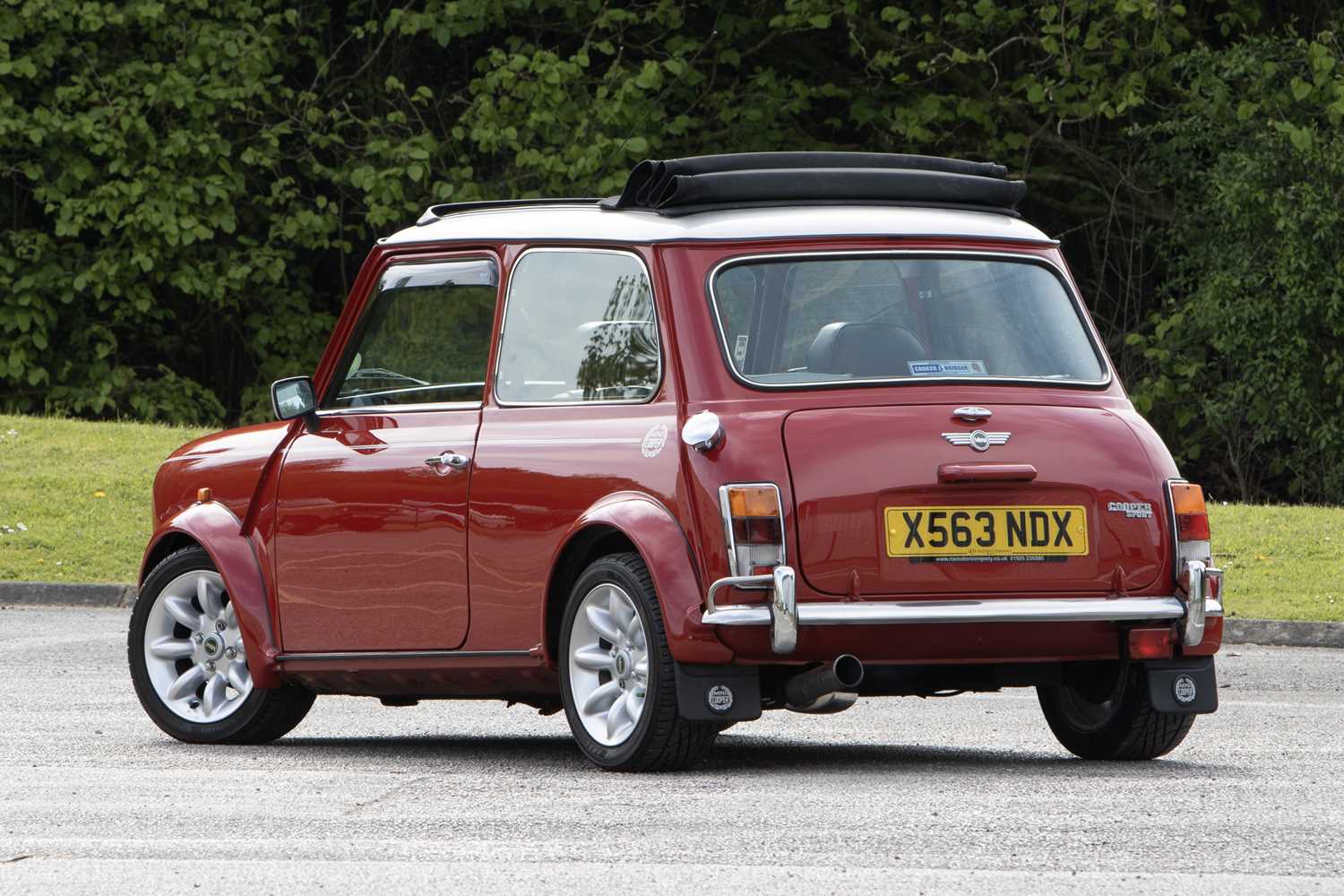 Lot 71 - 2000 Rover Mini Cooper Sport