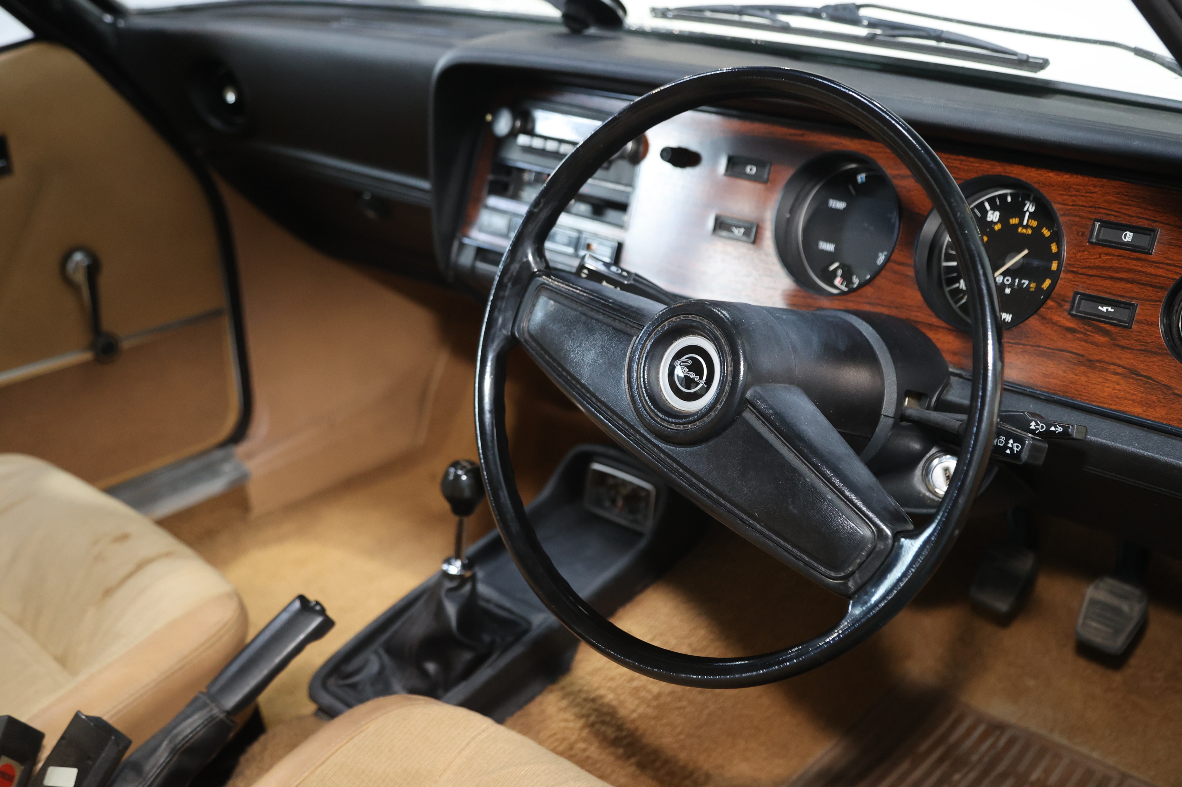 Lot 115 - 1977 Ford Capri 1.6 GL