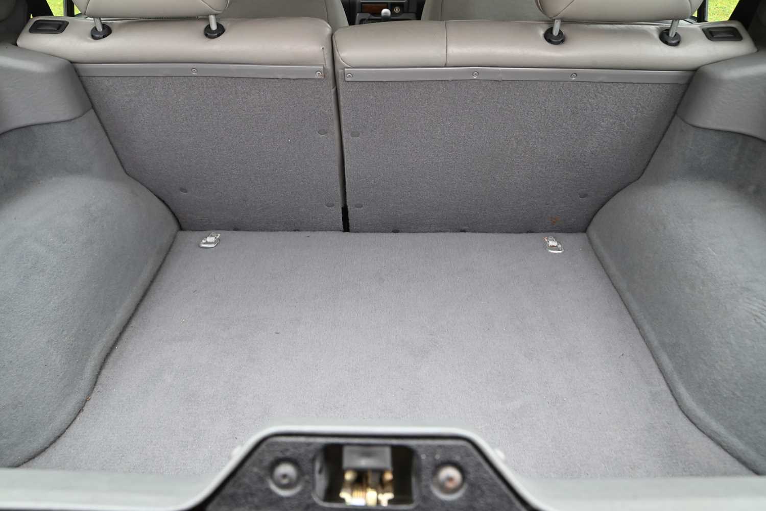 Lot 61 - 1995 Vauxhall Frontera 2.4i