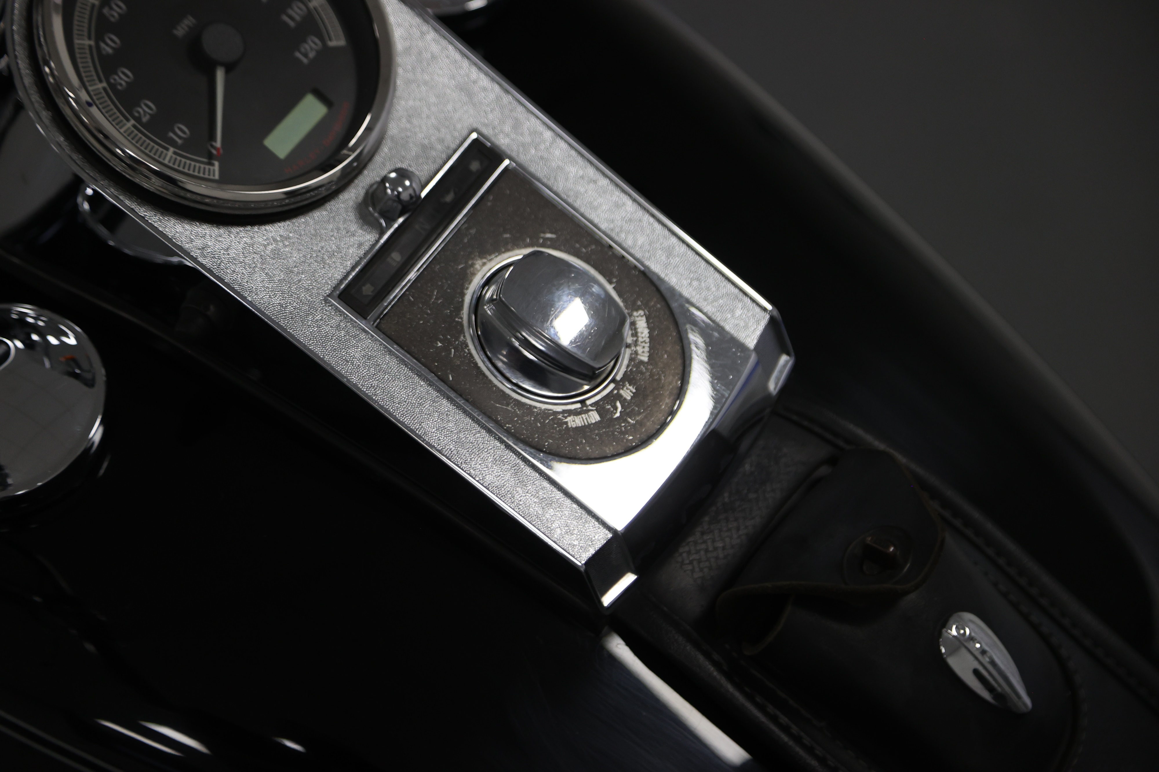 Lot 28 - 2005 Harley Davidson FXSTSI Softail Springer