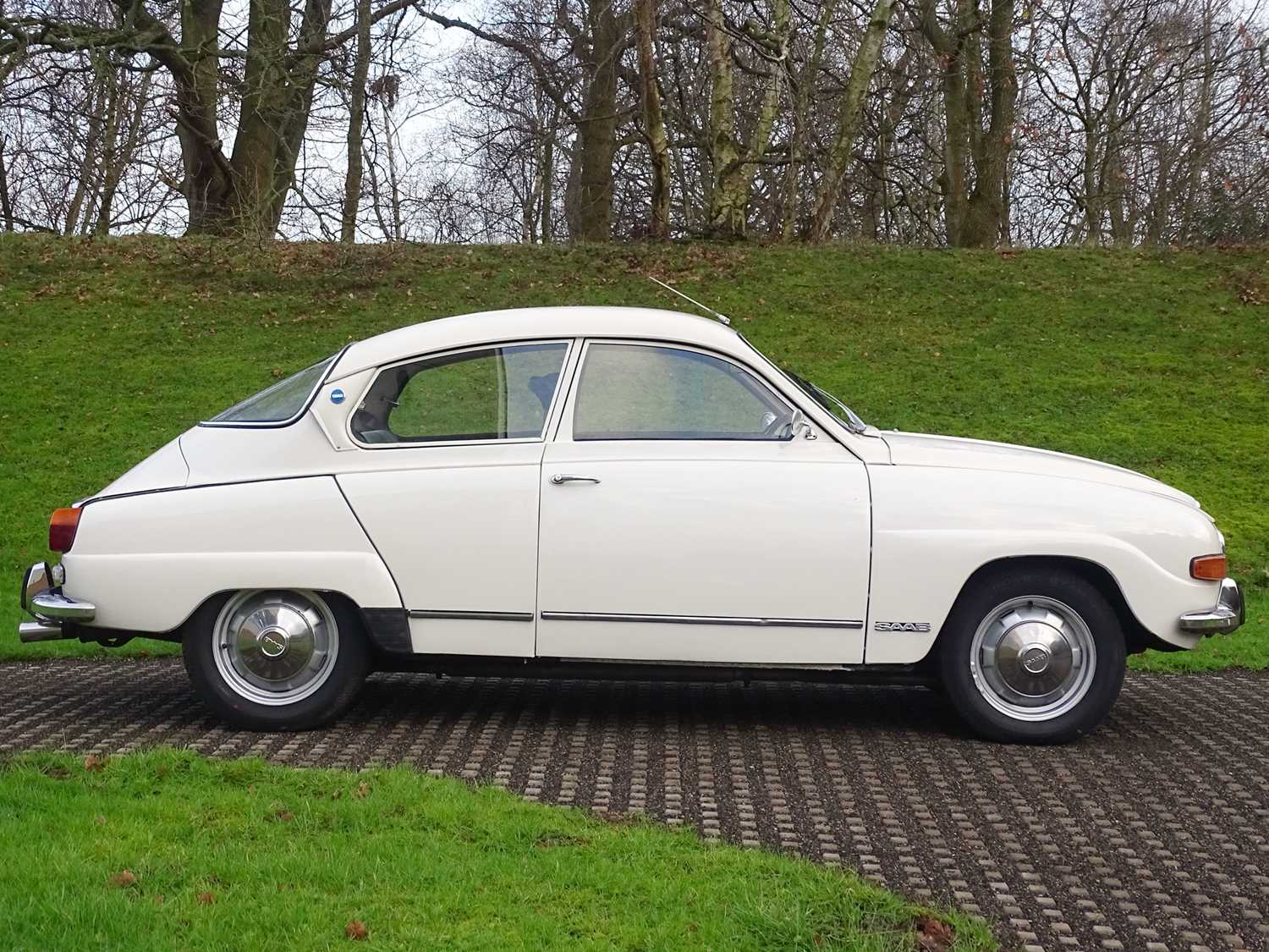 Lot 136 - 1973 Saab 96 V4