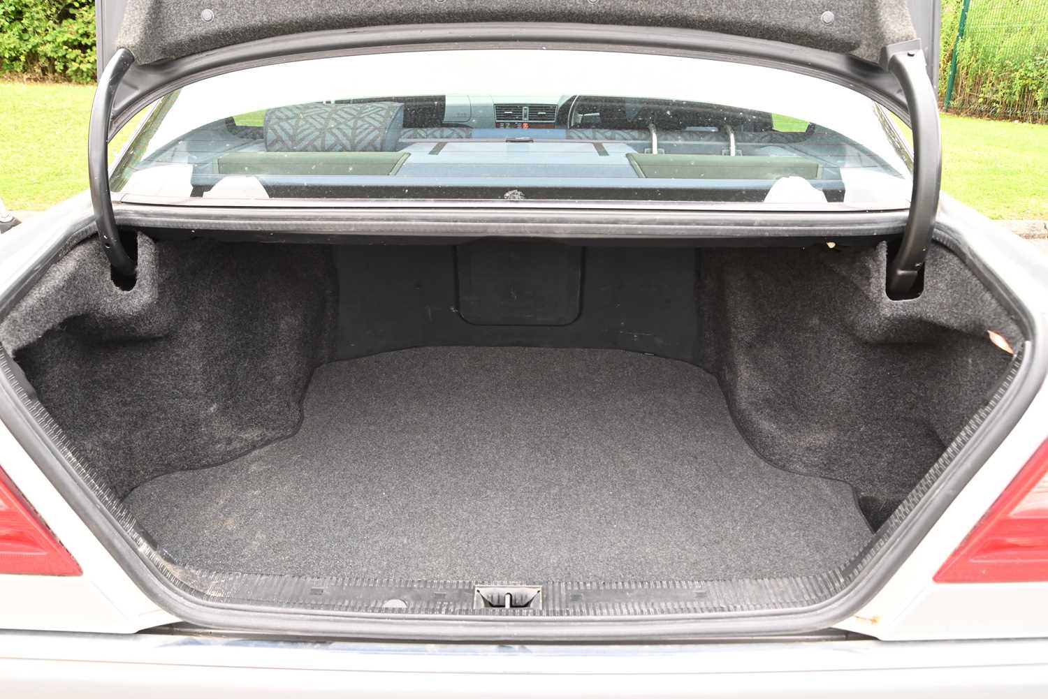 Lot 66 - 1995 Mercedes-Benz C 280