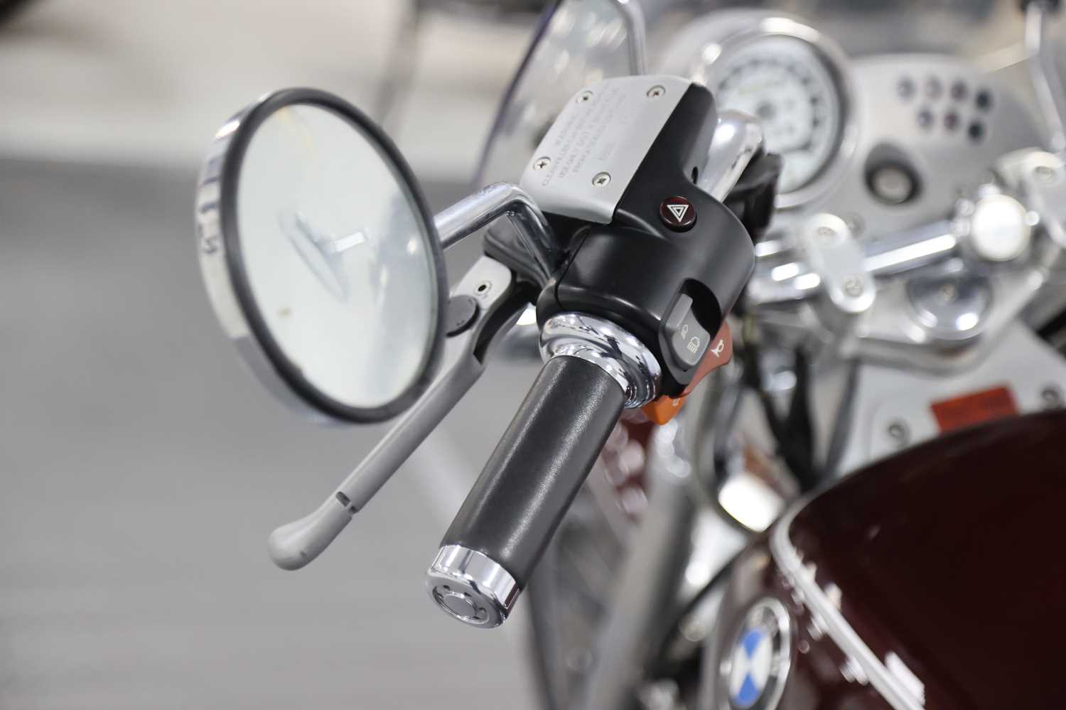 Lot 27 - 1999 BMW R1200C