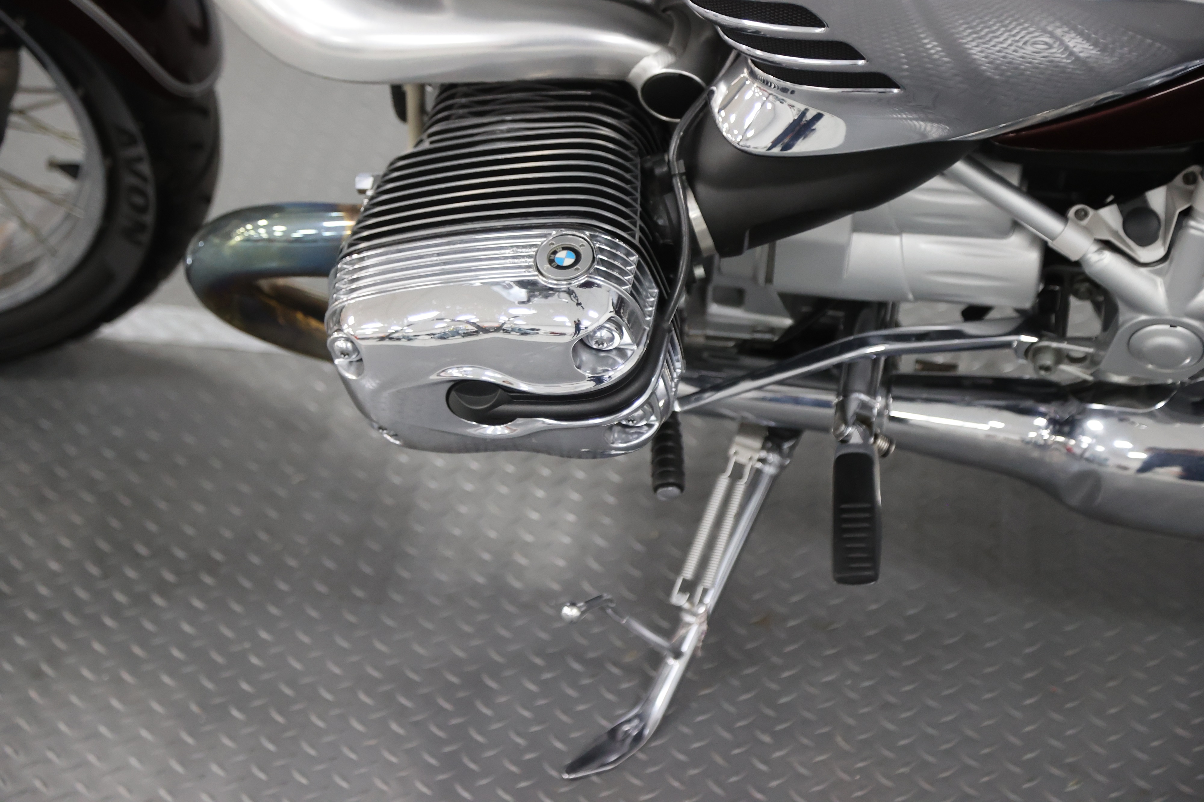 Lot 27 - 1999 BMW R1200C