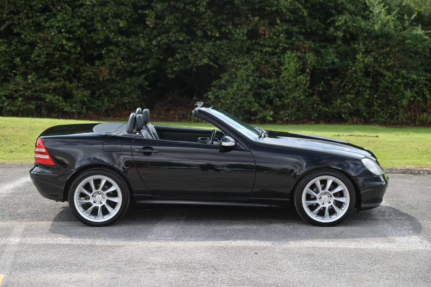 Lot 102 - 2000 Mercedes-Benz SLK 230 Kompressor
